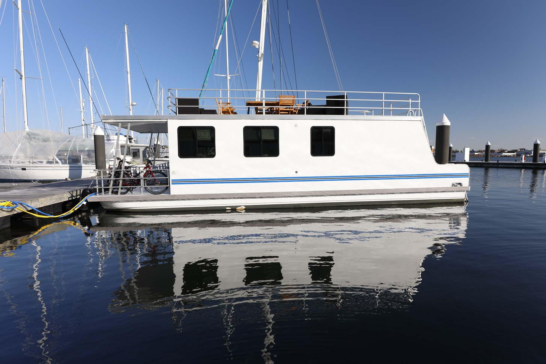 2019 Catamaran Cruisers 42 Houseboat House for sale - YachtWorld