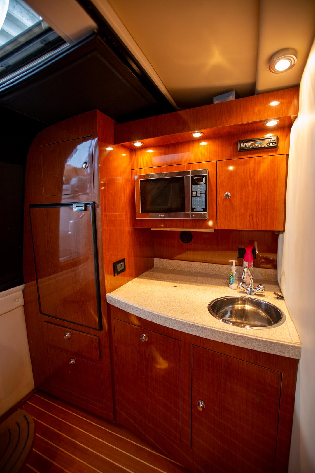 2008 Regal 38 Express Cruiser for sale - YachtWorld