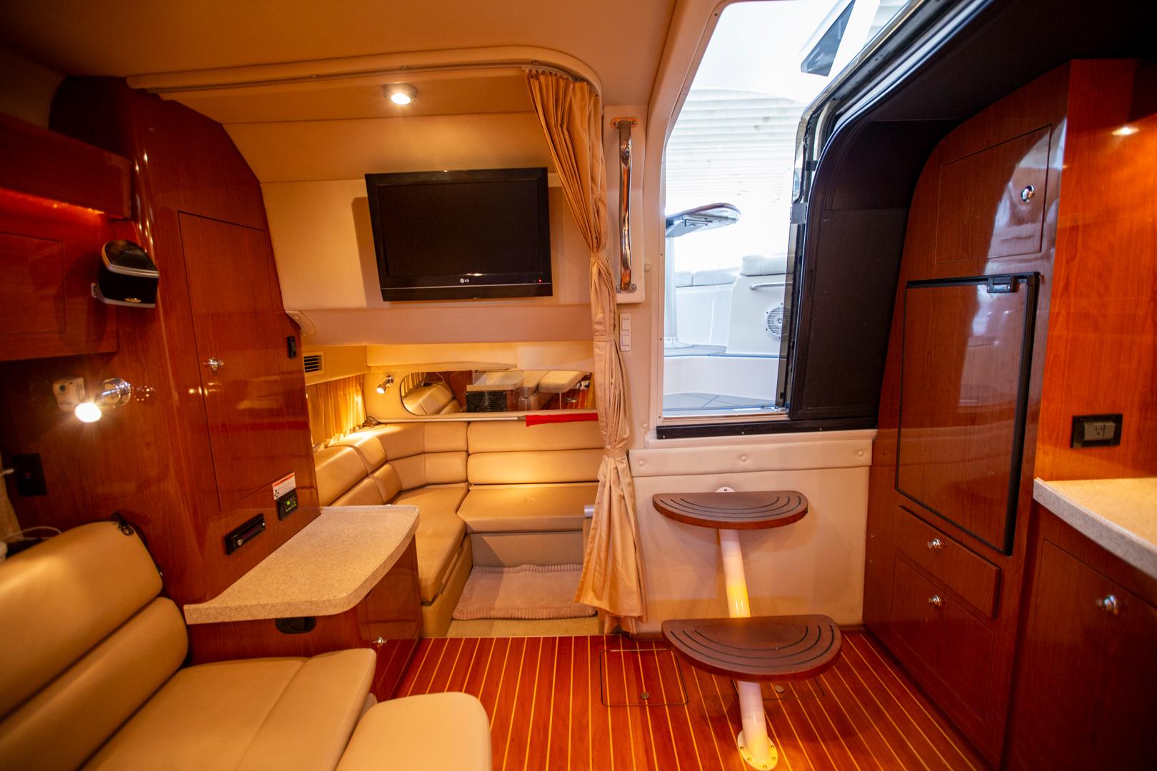 2008 Regal 38 Express Cruiser for sale - YachtWorld