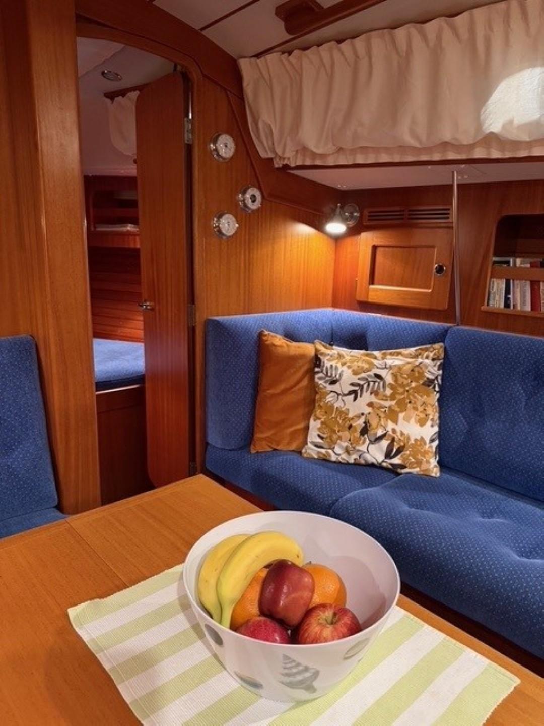 2006 Hallberg-Rassy 342 Cruiser for sale - YachtWorld