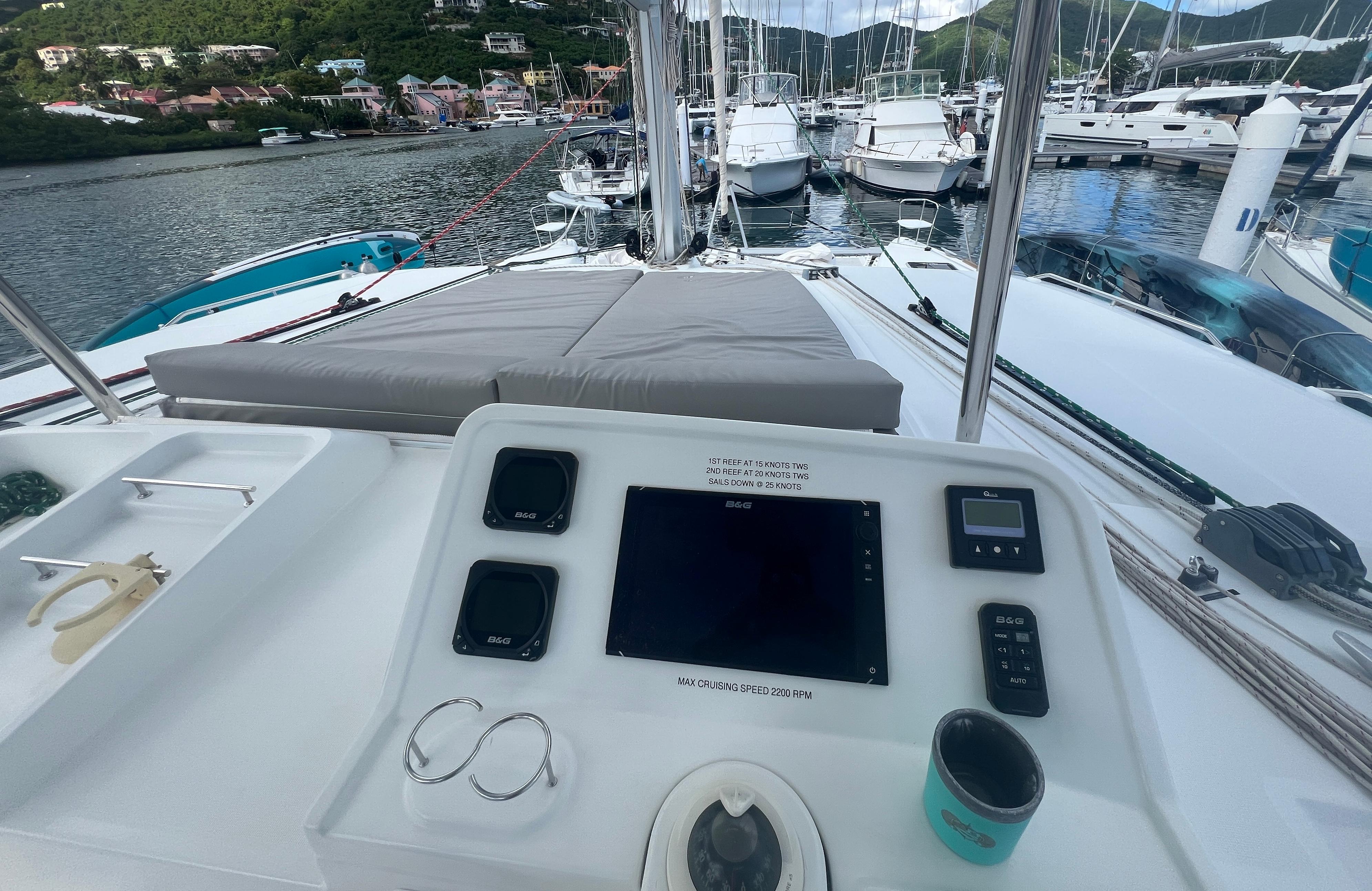 2016 Lagoon 450F Catamaran for sale - YachtWorld