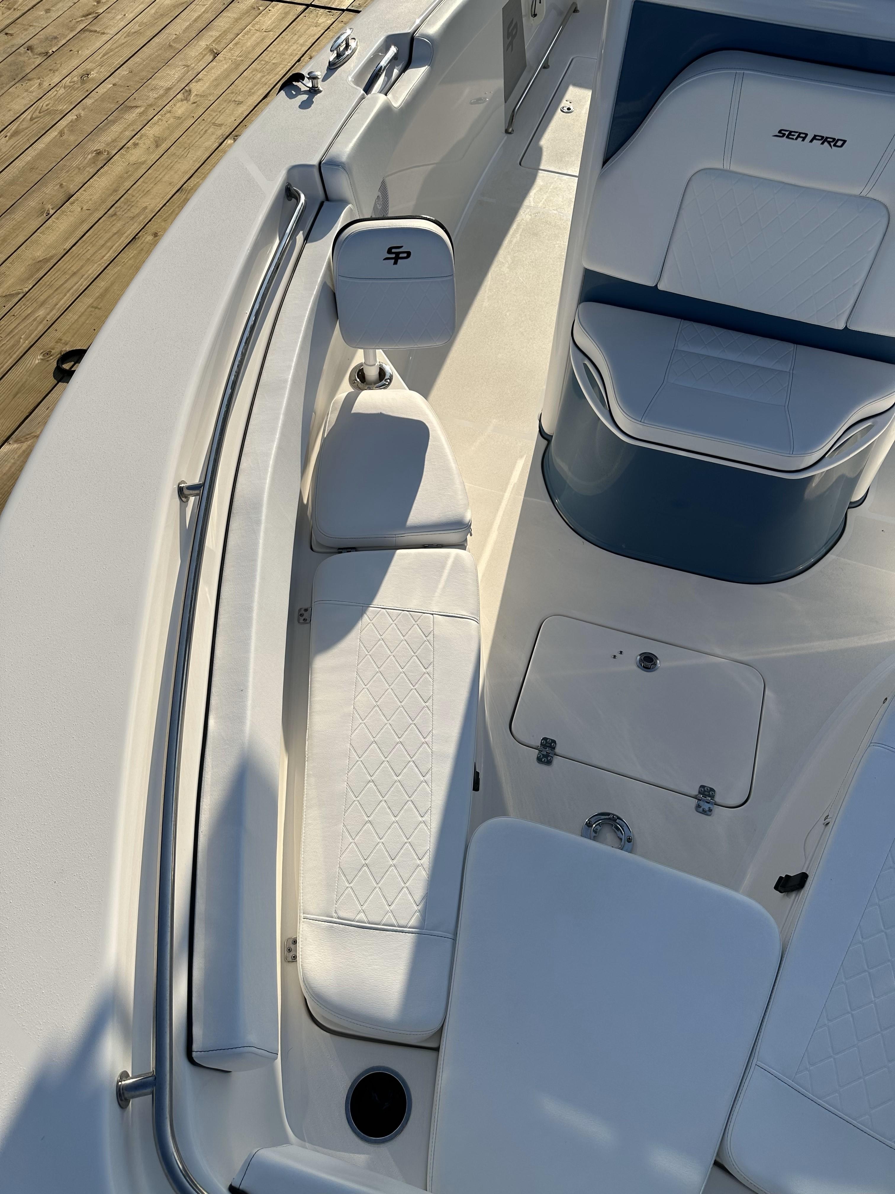 2022 Sea Pro 259 Deep V CC Centre Console for sale - YachtWorld