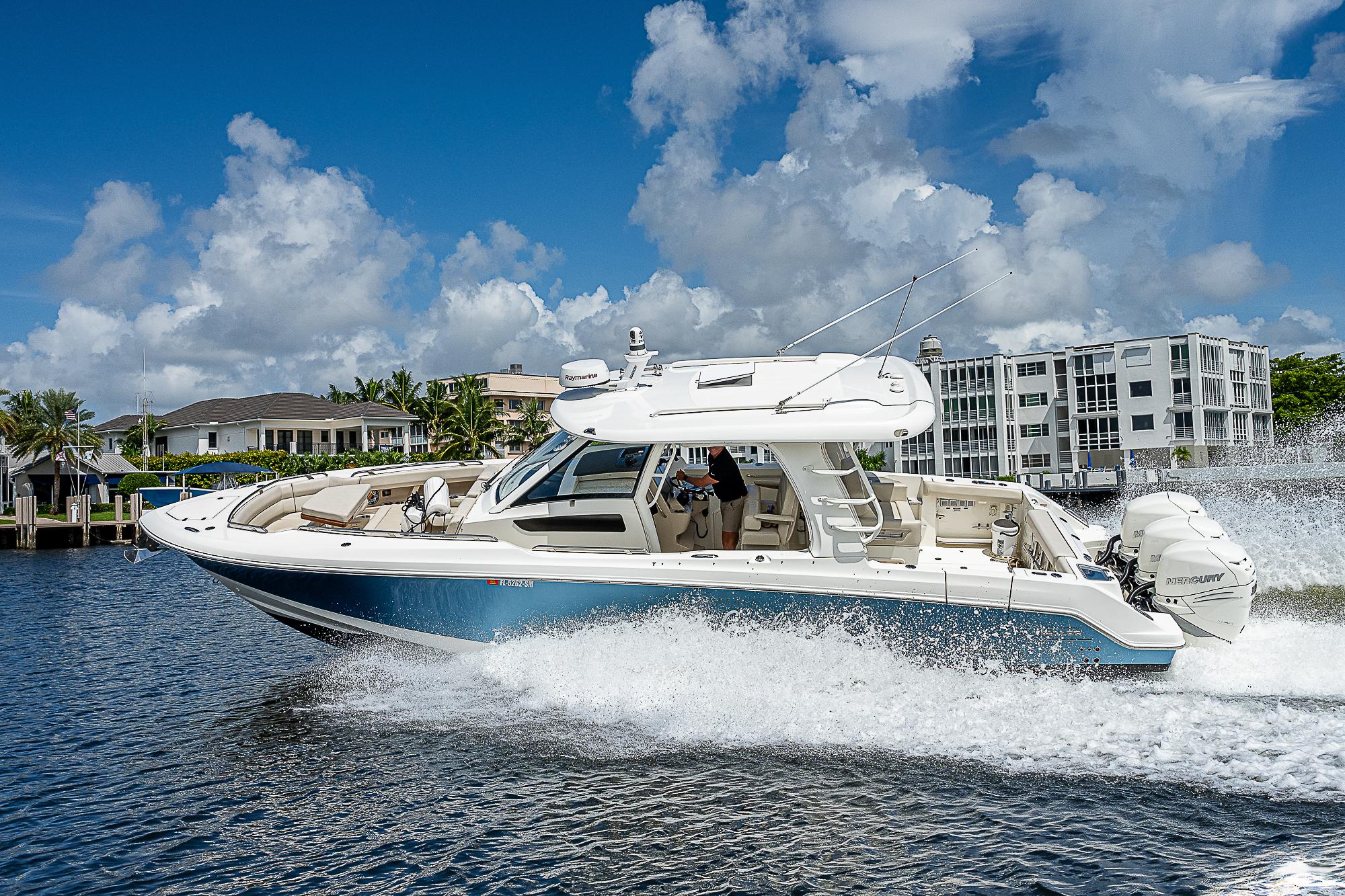 2019 Boston Whaler 350 Realm Express Cruiser for sale - YachtWorld