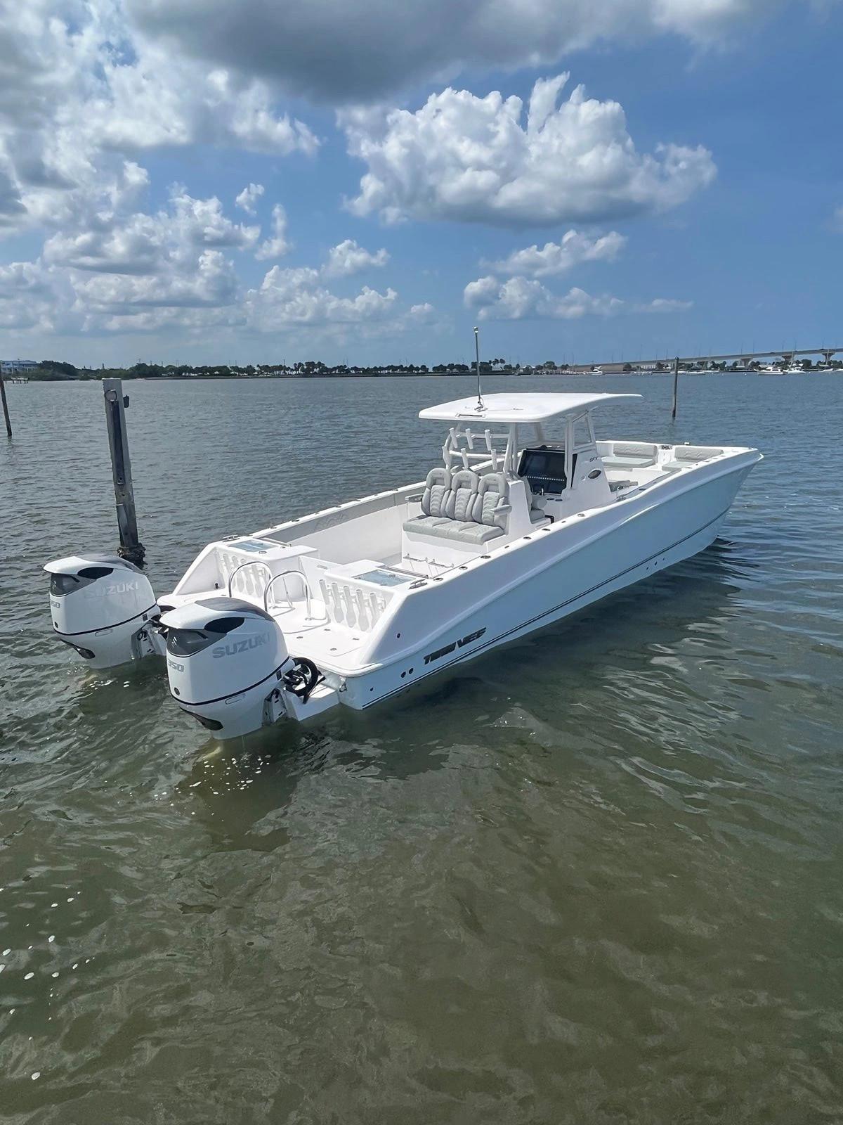2023 Twin Vee 340 GFX Center Console for sale - YachtWorld