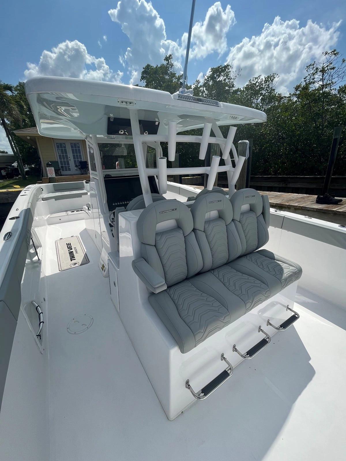 2023 Twin Vee 340 GFX Center Console for sale - YachtWorld
