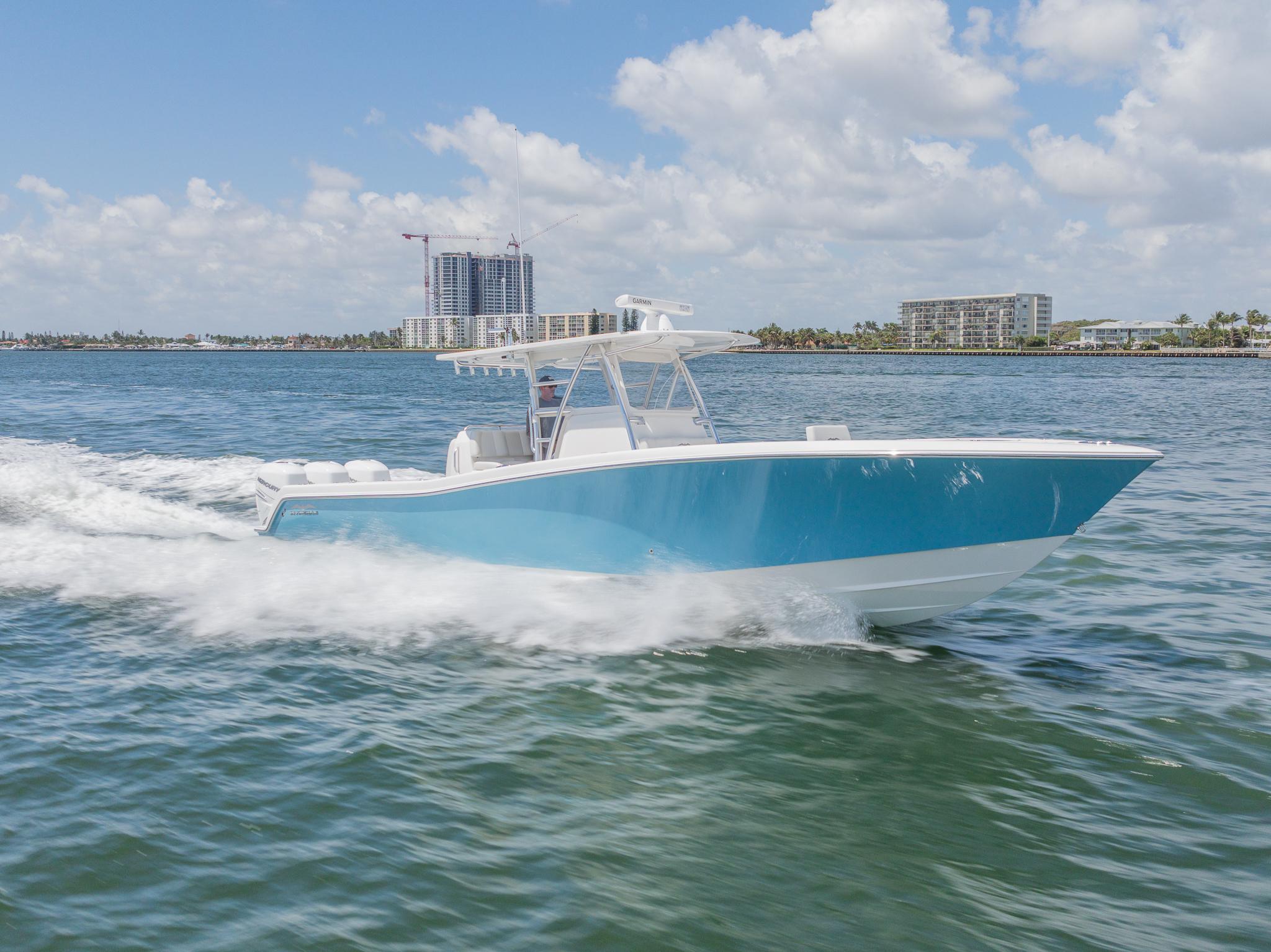 Used 2018 Invincible Center Console - Florida | TopBoats