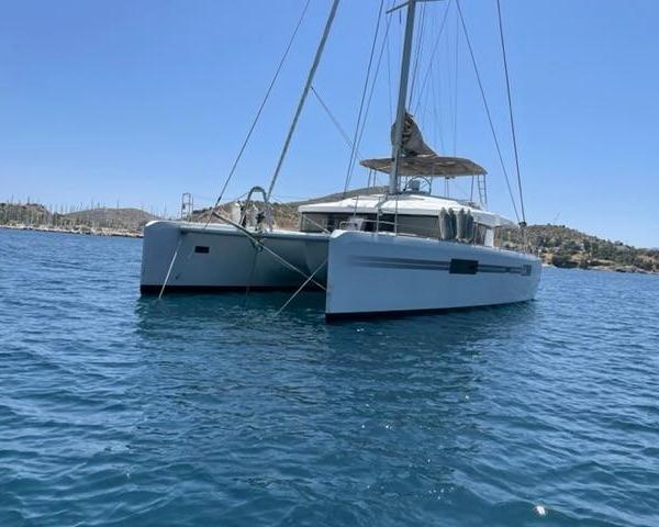 Used 2016 Lagoon 52 F | TopBoats