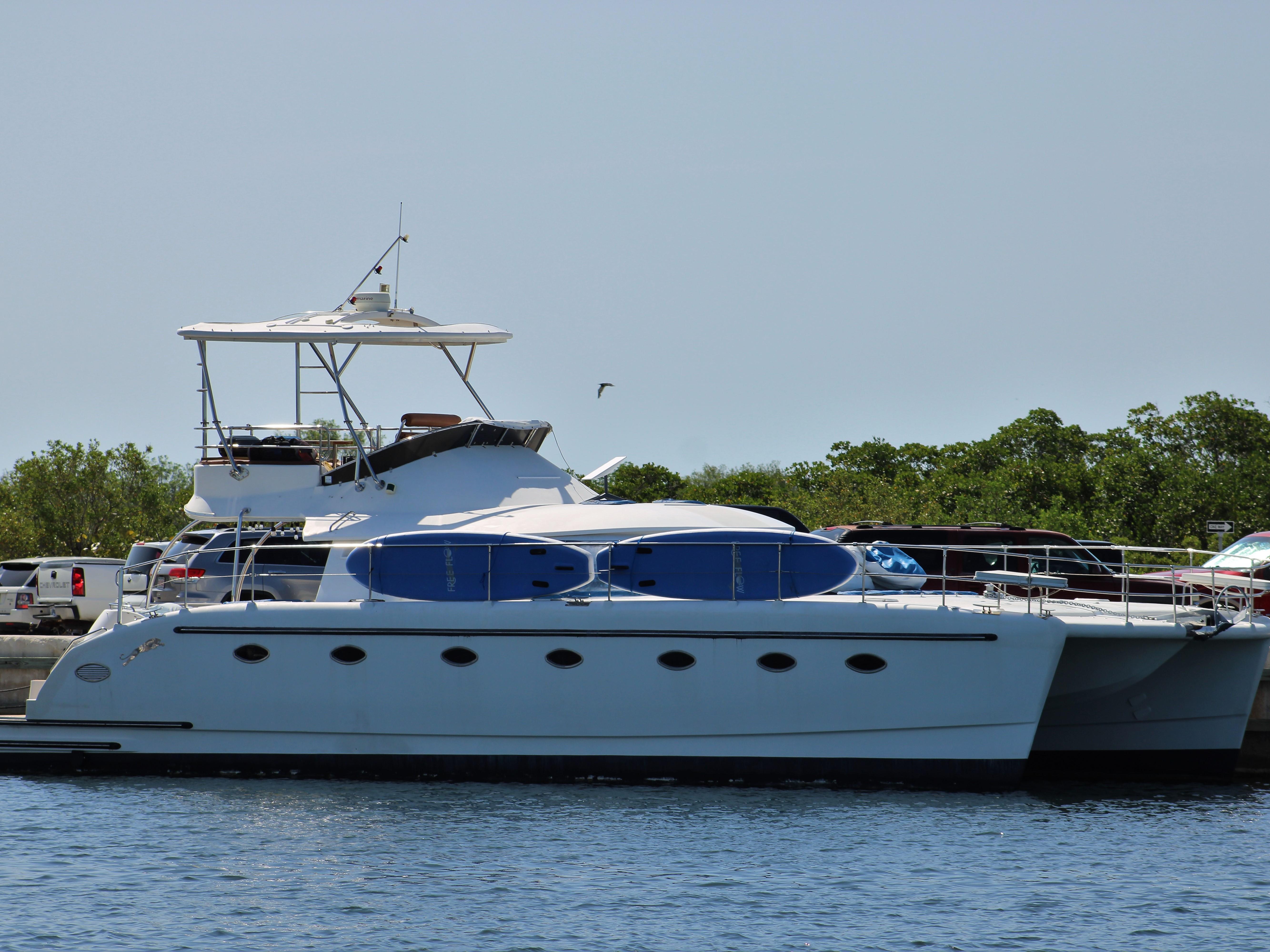 2005 Prowler PowerCat Power Catamaran for sale - YachtWorld