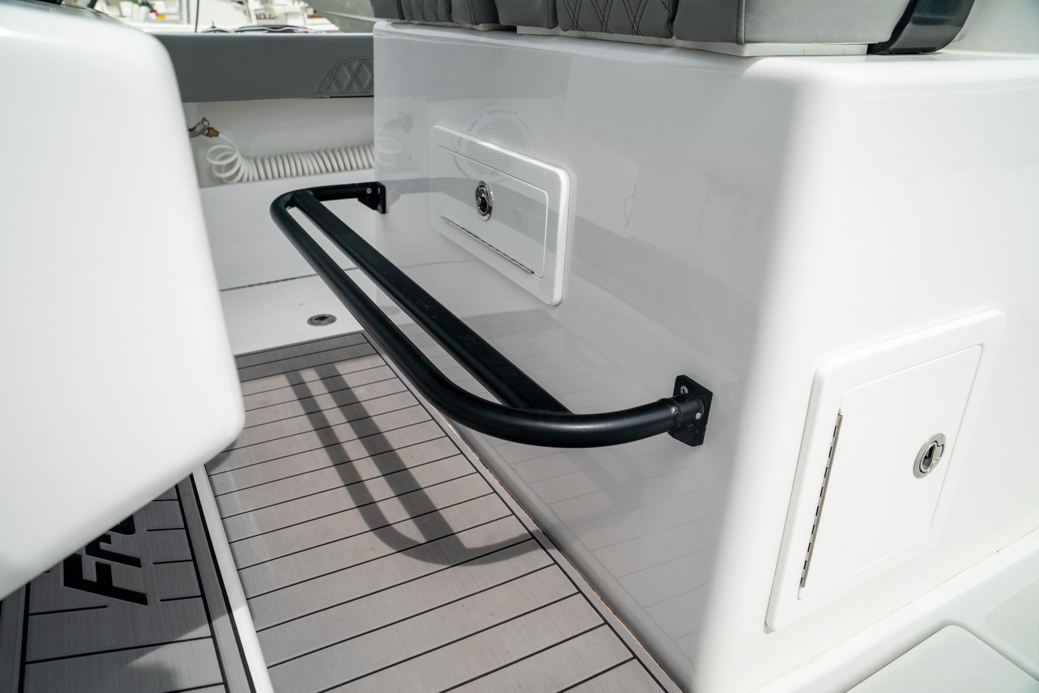 2025 Front Runner 33 Center Console Middenconsole boten te koop- YachtWorld