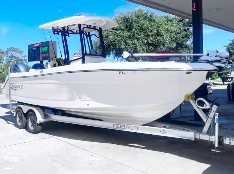 2023 Robalo R242 Center Console for sale - YachtWorld