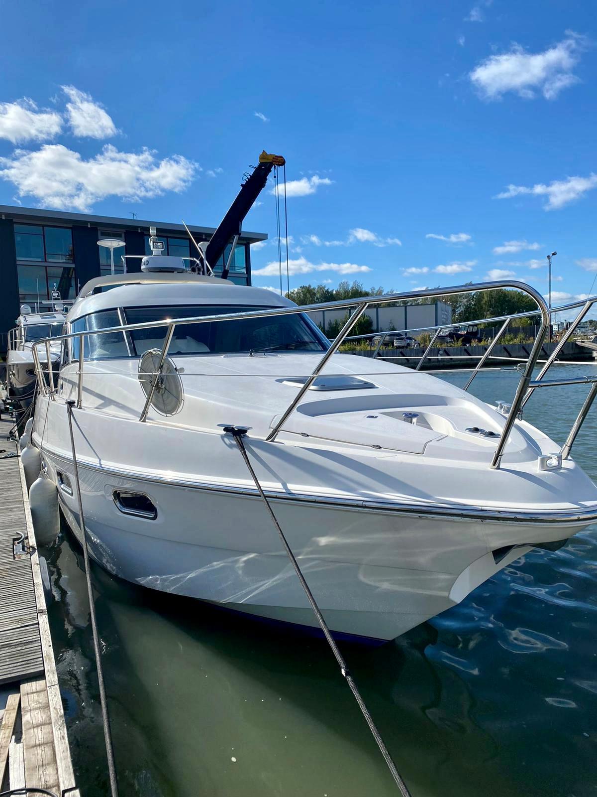 2005 Sealine C39 Motor Yacht for sale - YachtWorld