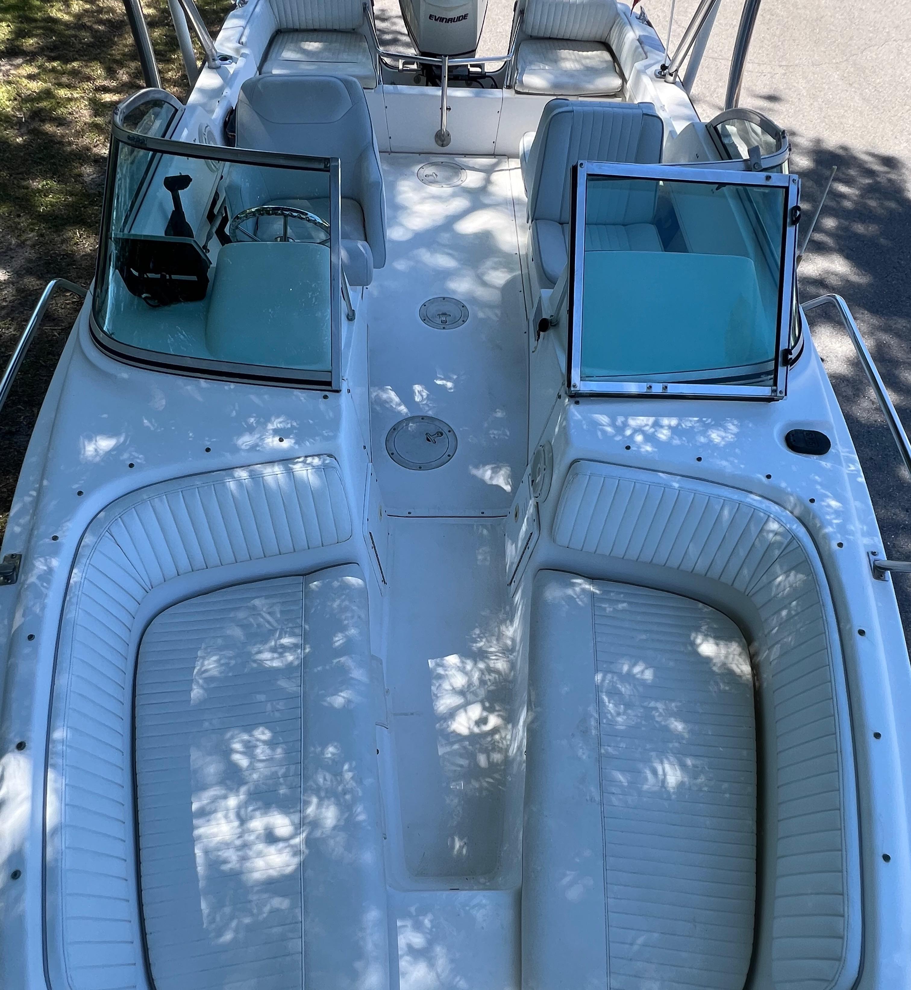 1996 Boston Whaler 20 Dauntless Dual Console for sale - YachtWorld