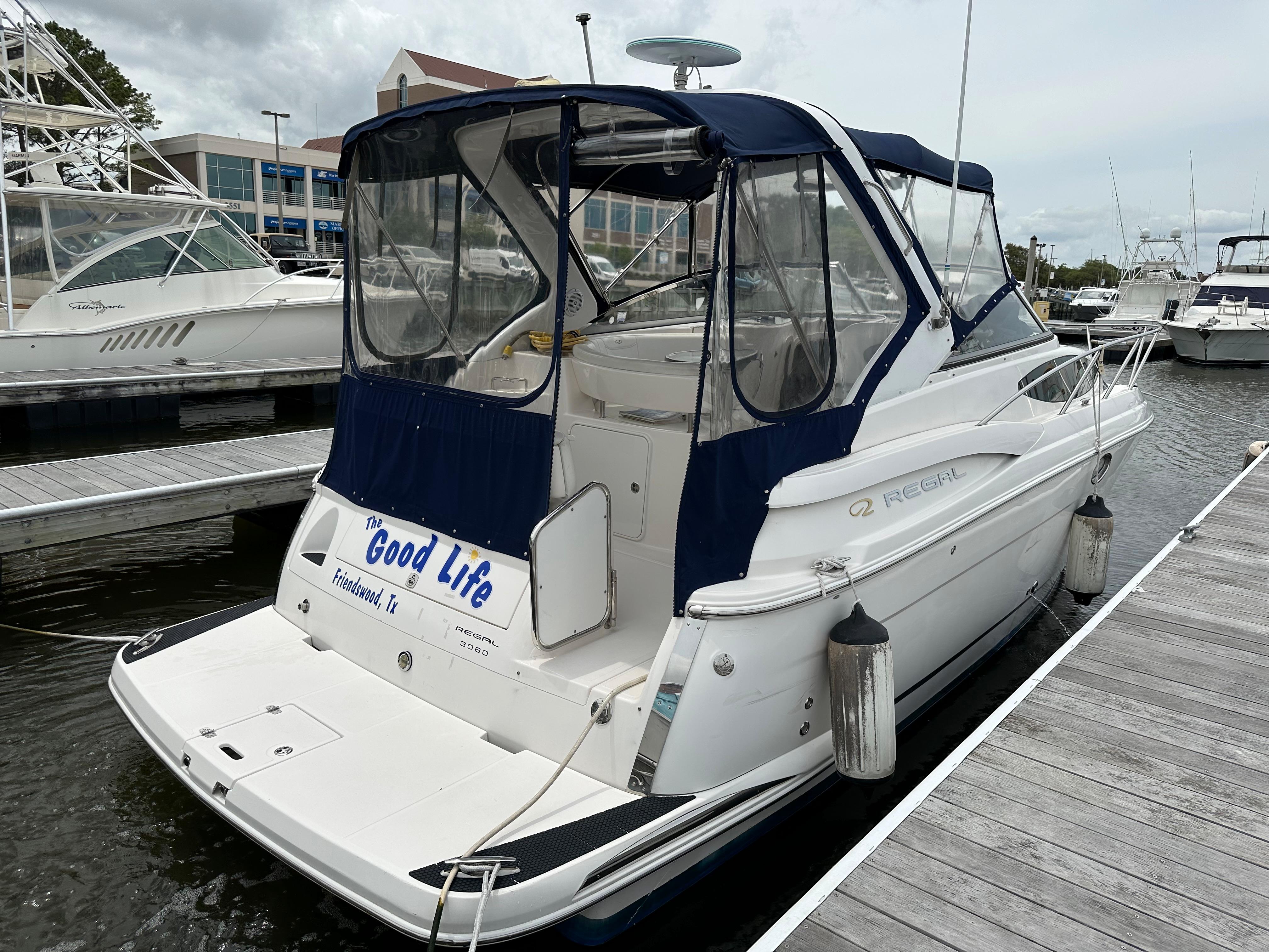 2006 Regal 3060 Window Express Cruiser for sale - YachtWorld