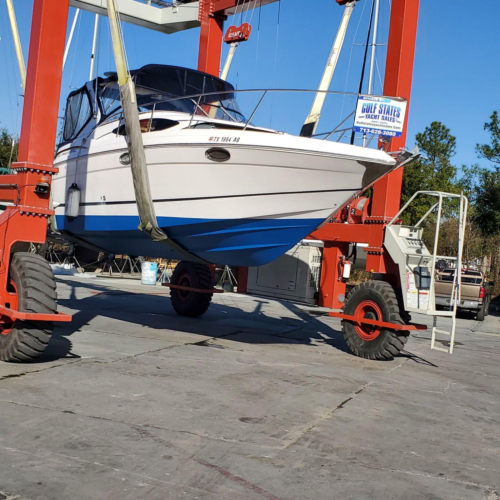 2006 Regal 3060 Window Express Cruiser for sale - YachtWorld