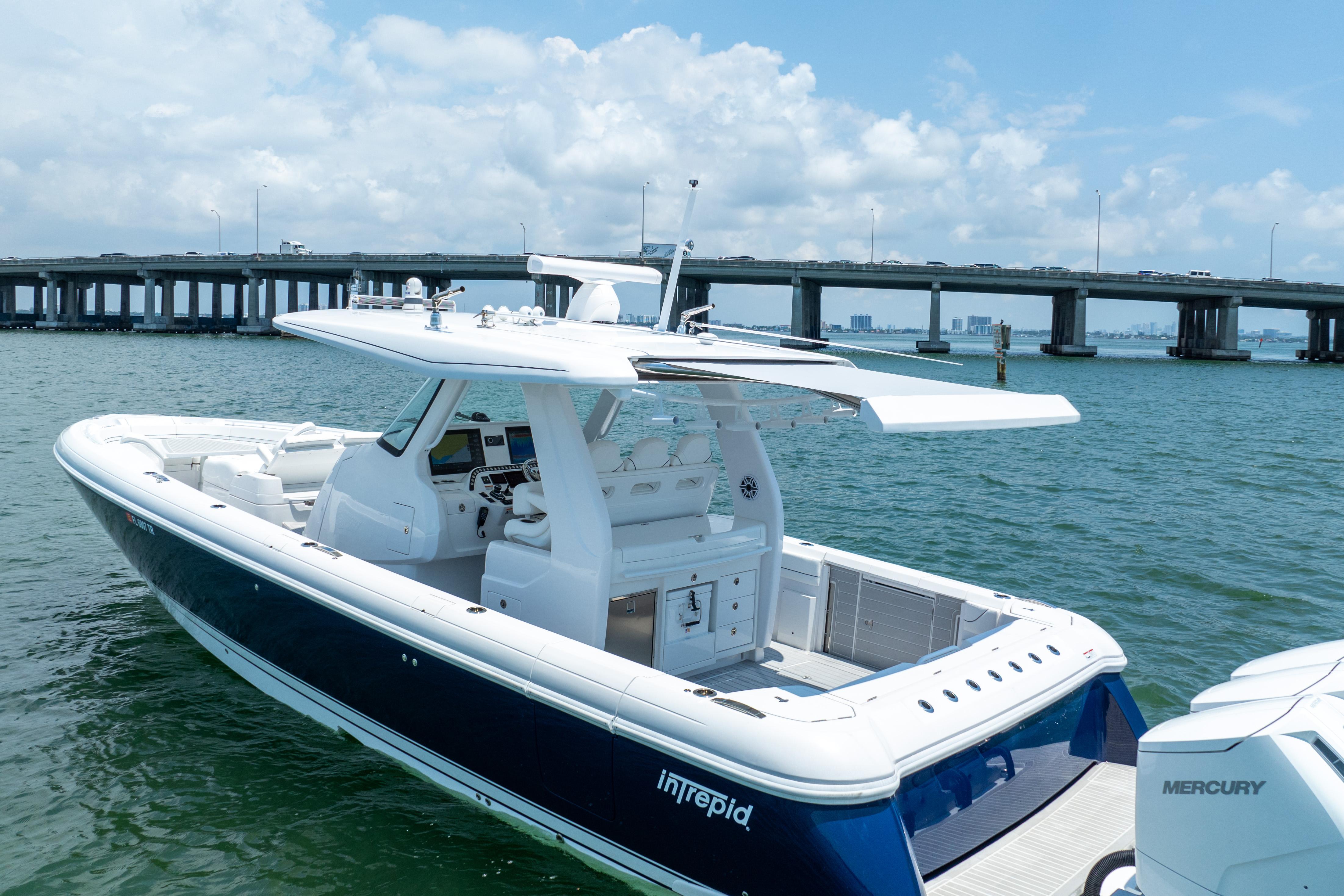 2024 Intrepid 427 Nomad FE Barcos de consola central en venta - YachtWorld