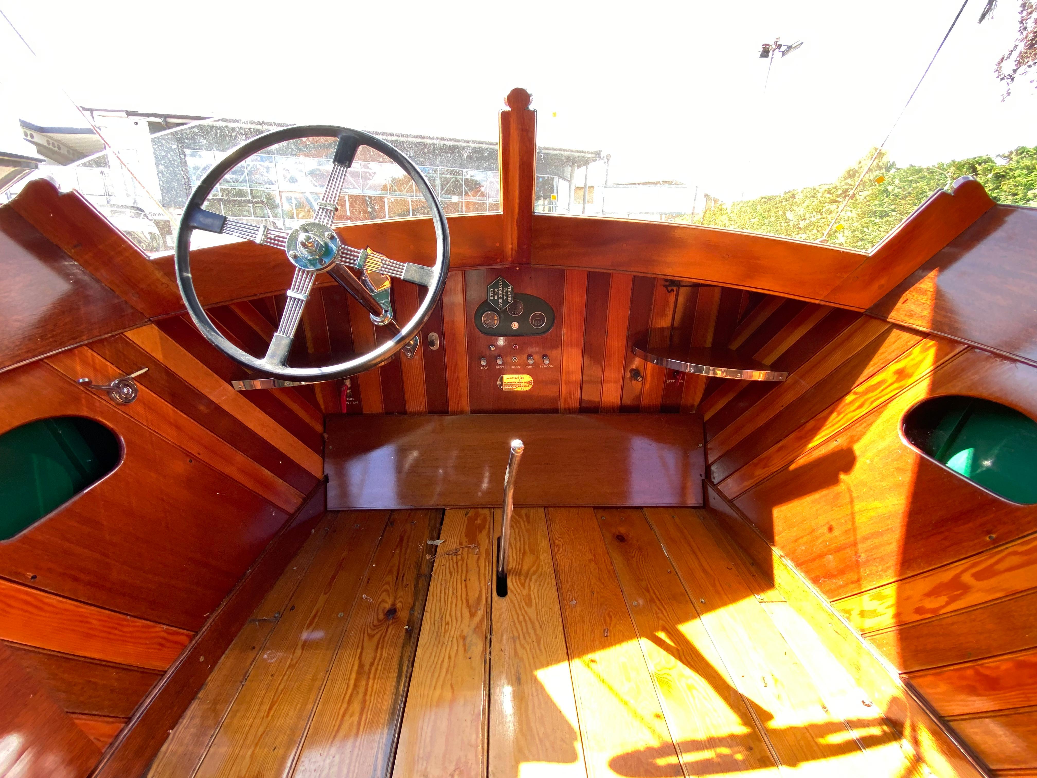 1960 Andrews 30ft Slipper Launch Sloop for sale - YachtWorld