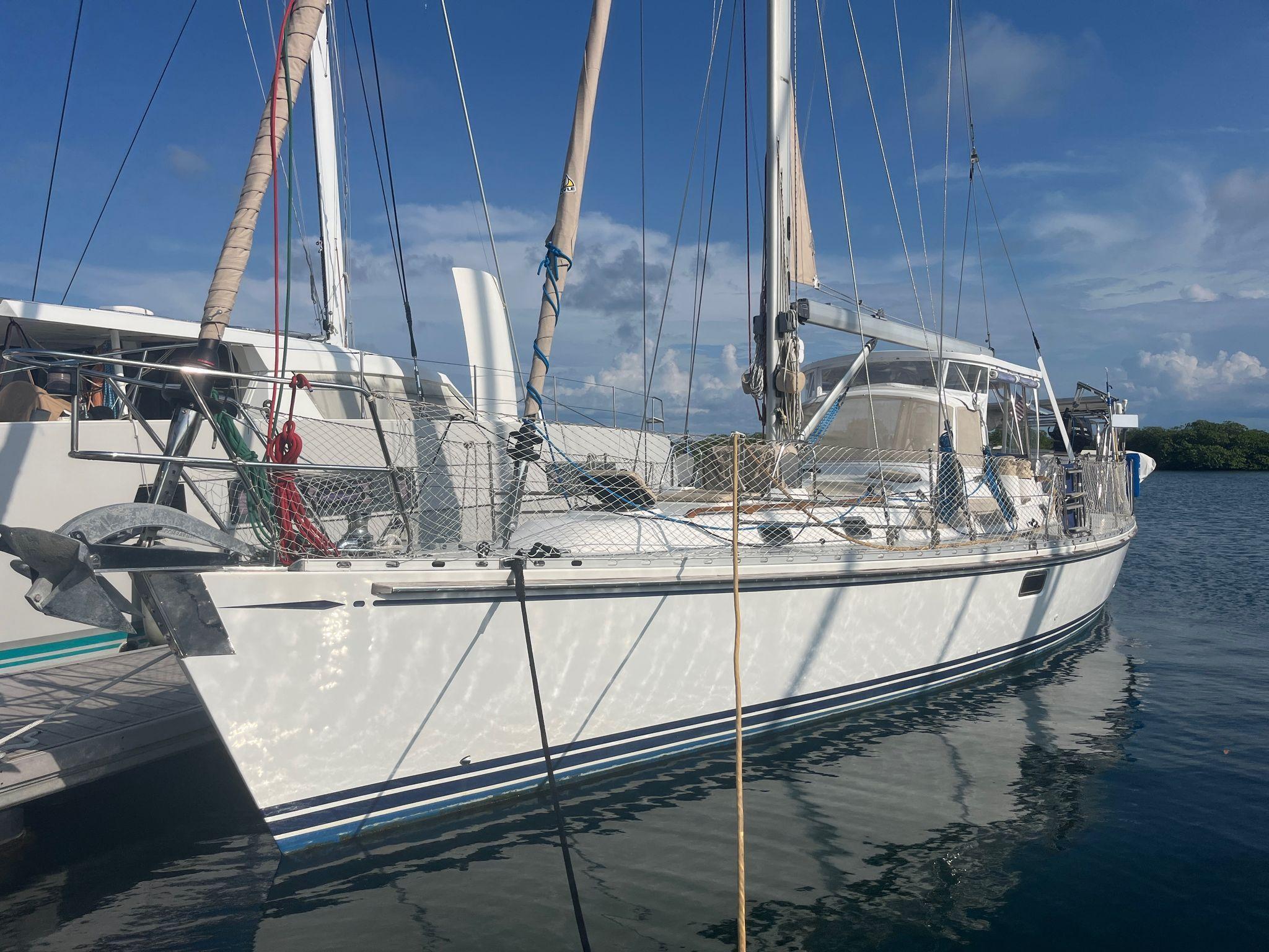 Used 2004 Hylas 46 | YachtFocus