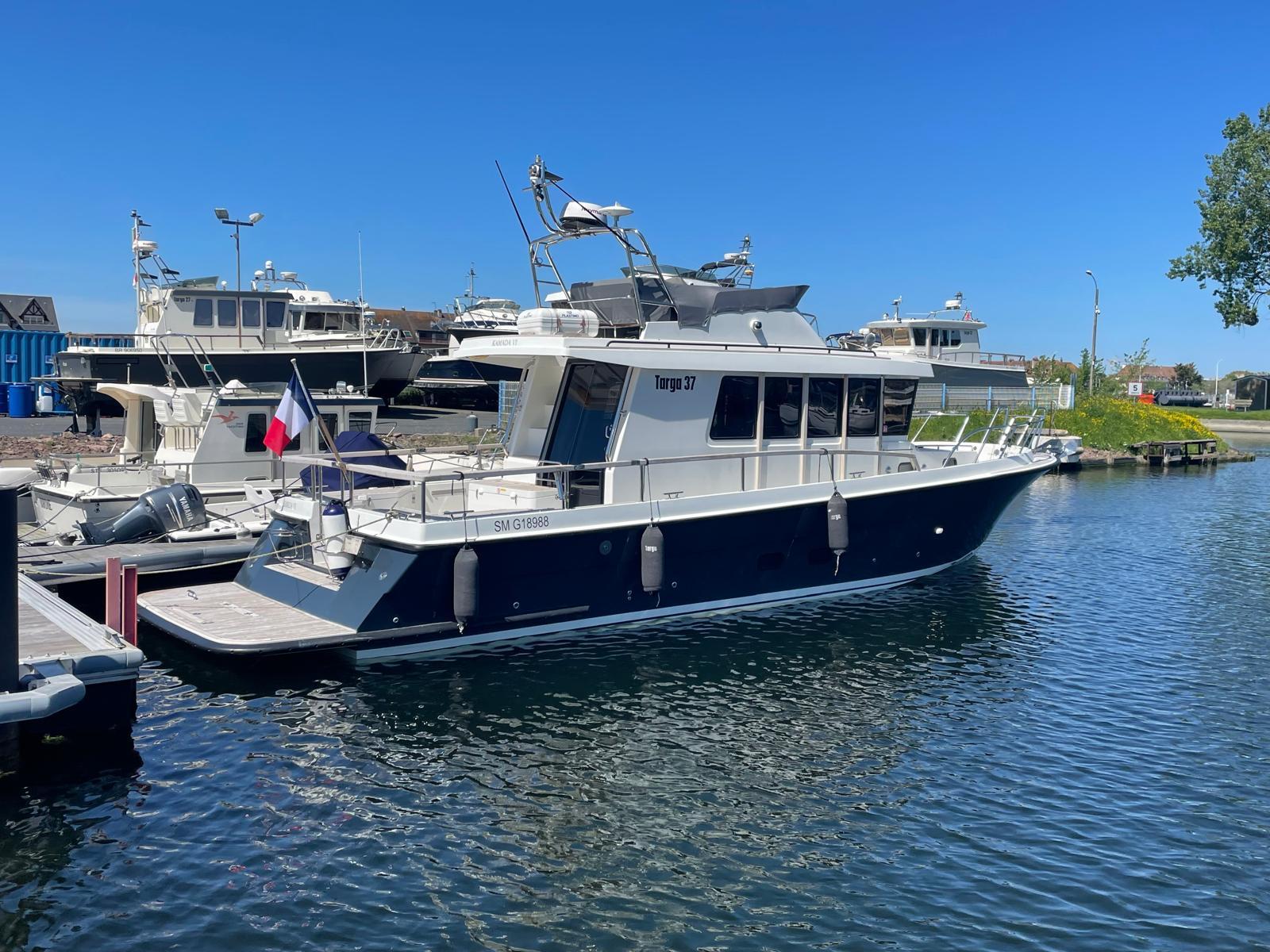 Botnia Targa 37 13m 2020, Motorcruisers - Calvados ( 14 ) | Boot24