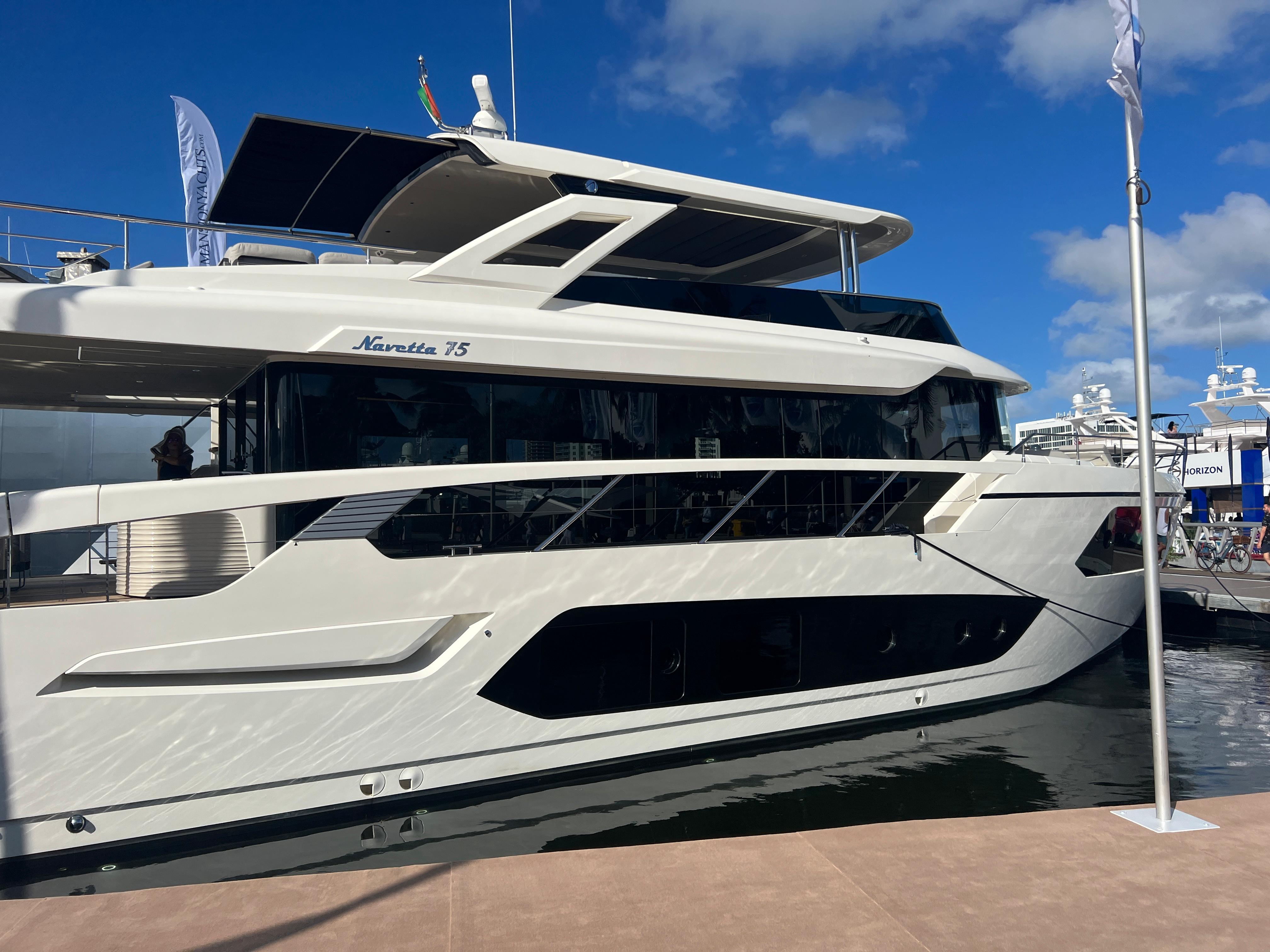 2024 Absolute 75 Navetta Motor Yachts for sale - YachtWorld