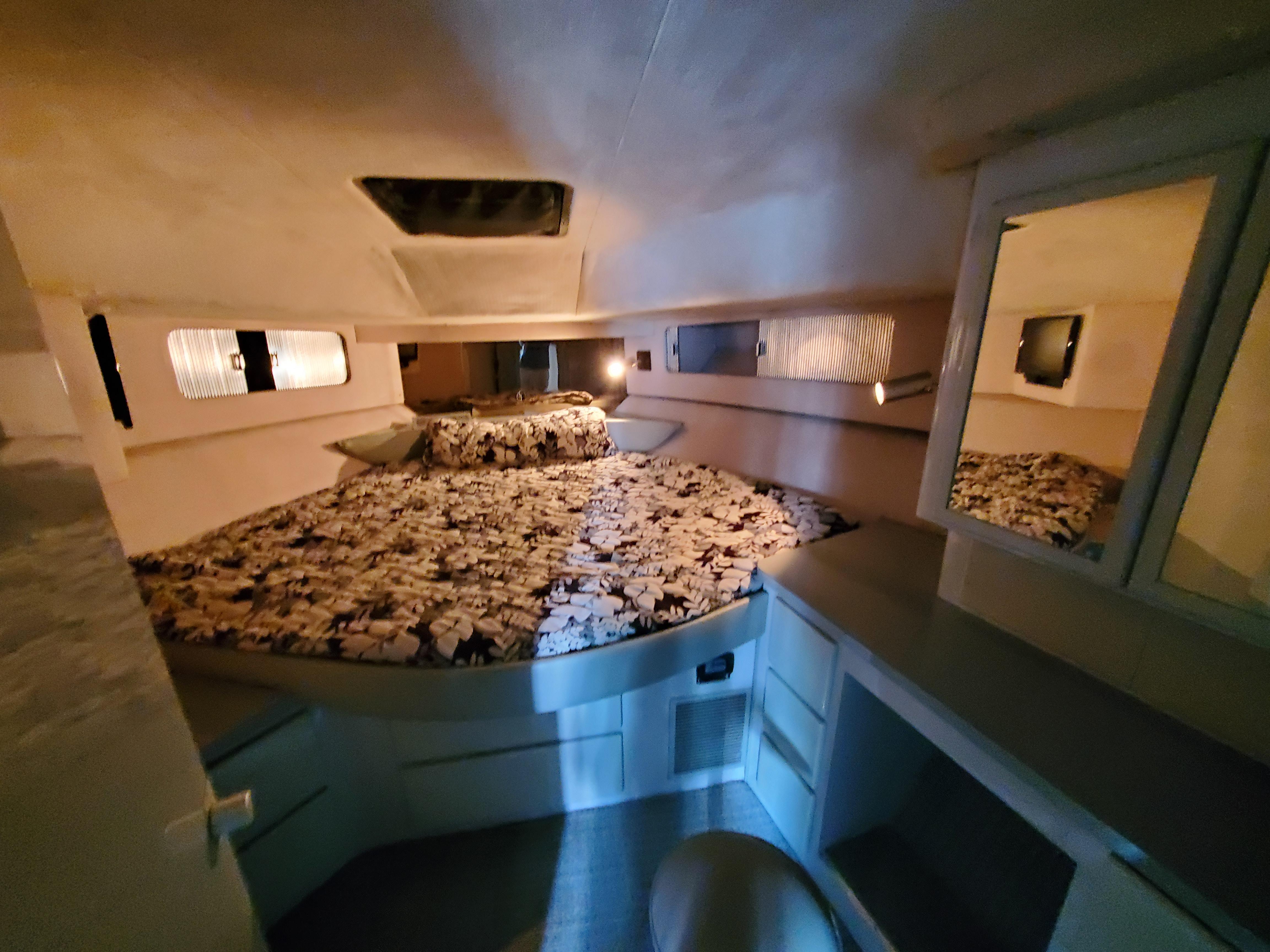 1988 Sea Ray 460 Express Cruiser Express Cruiser for sale - YachtWorld