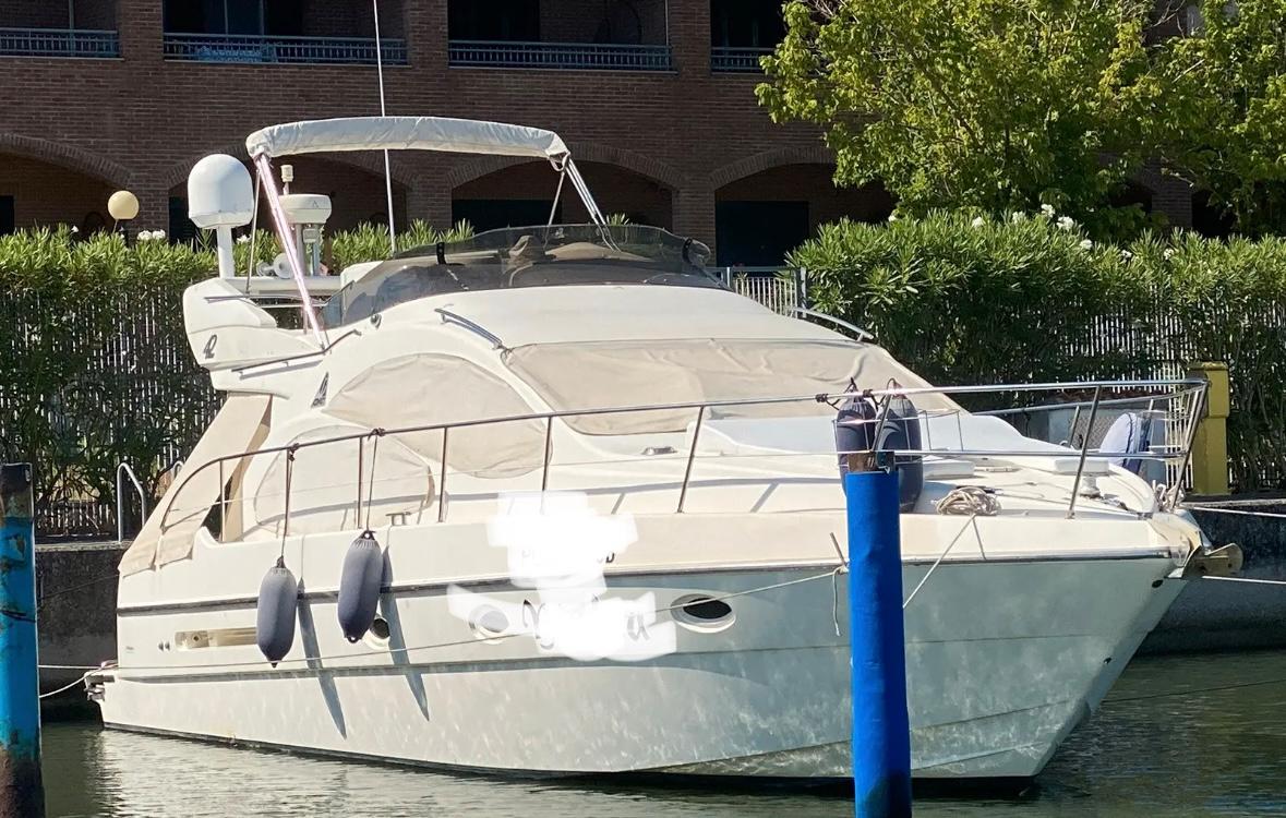 2001 Azimut 42 Fly Motorcruiser Kaufen - YachtWorld