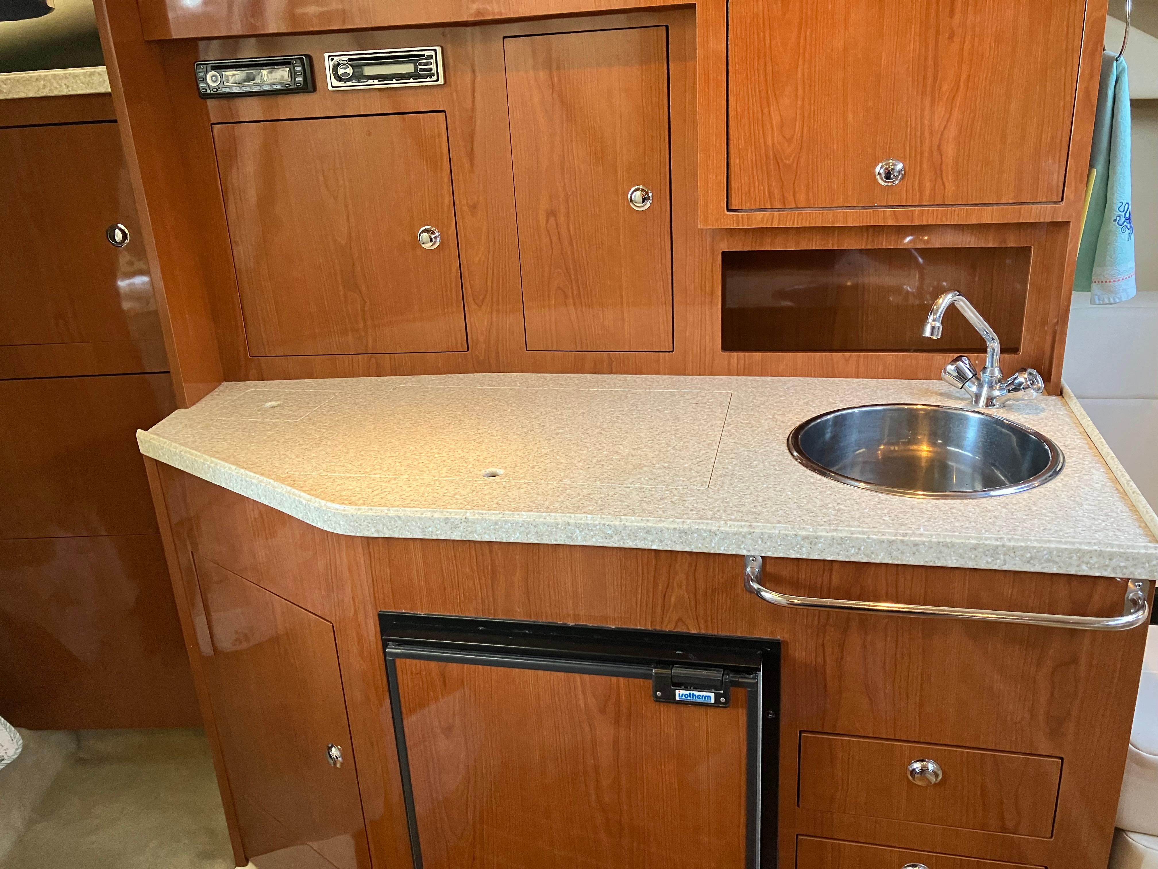 2006 Regal 3060 Window Express Cruiser for sale - YachtWorld