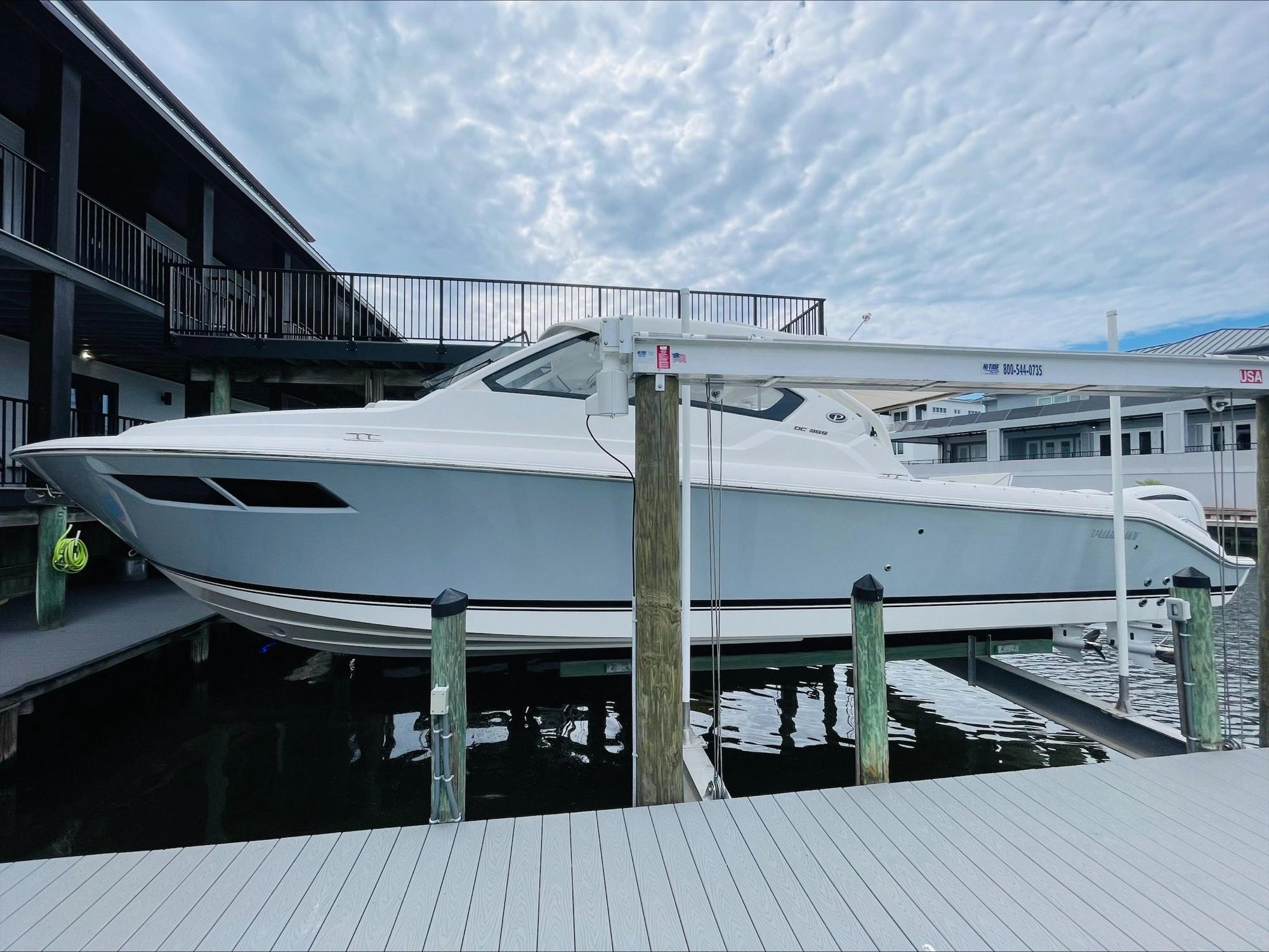 2022 Pursuit DC 365 Dual Console for sale - YachtWorld