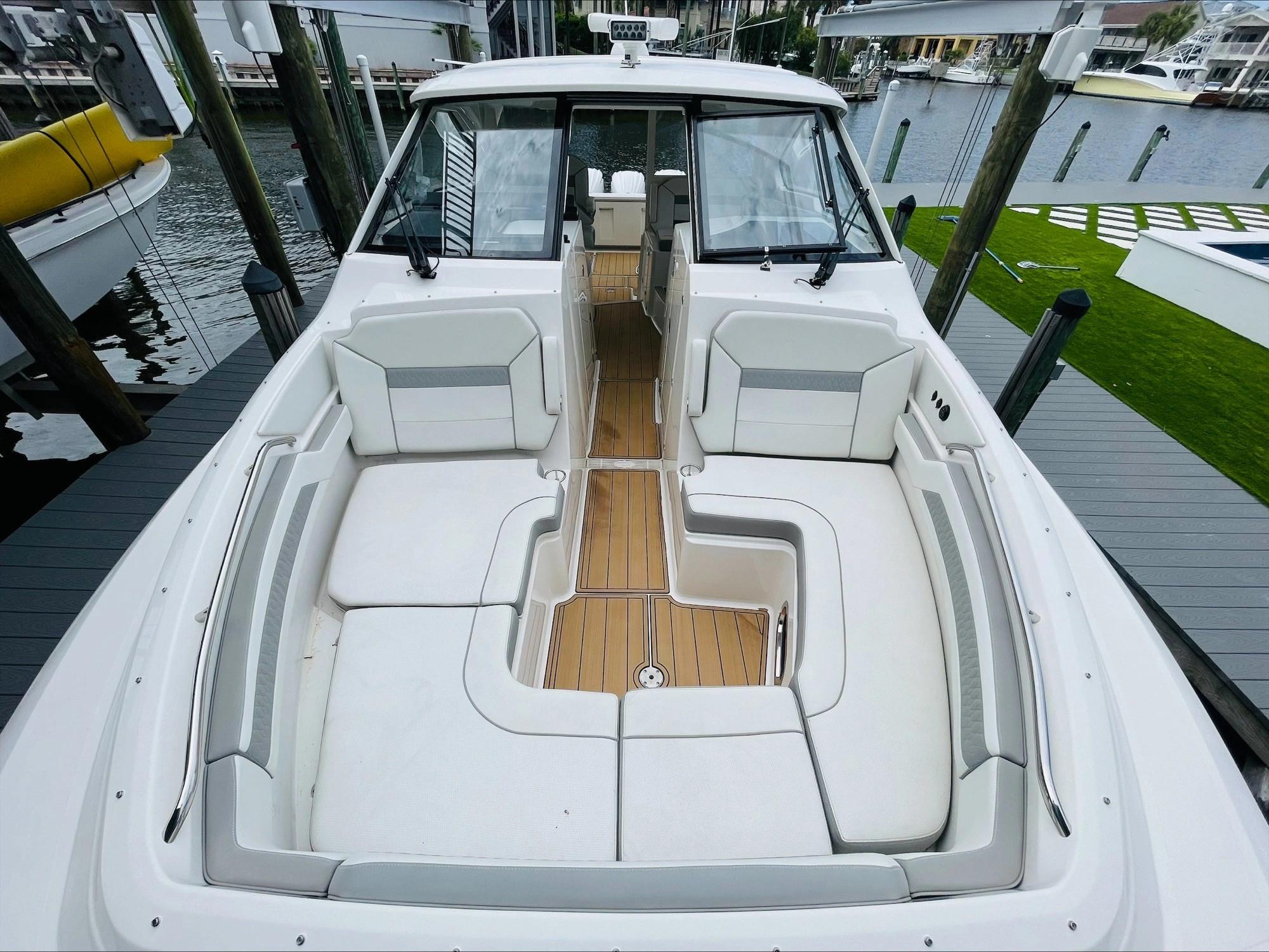 2022 Pursuit DC 365 Dual Console for sale - YachtWorld