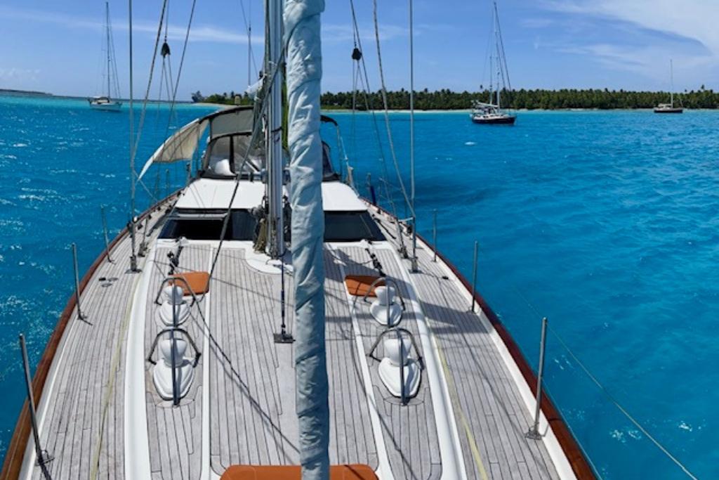 2008 Oyster 56 Cruiser for sale - YachtWorld