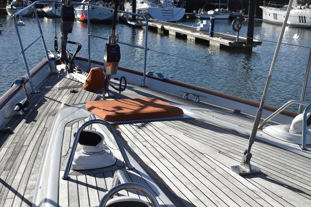 2008 Oyster 56 Cruiser for sale - YachtWorld