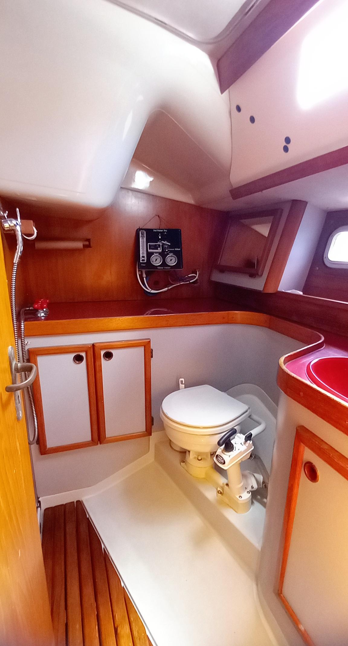 1988 Jeanneau Sun Legende 41 Kruisers (zeilen) te koop- YachtWorld