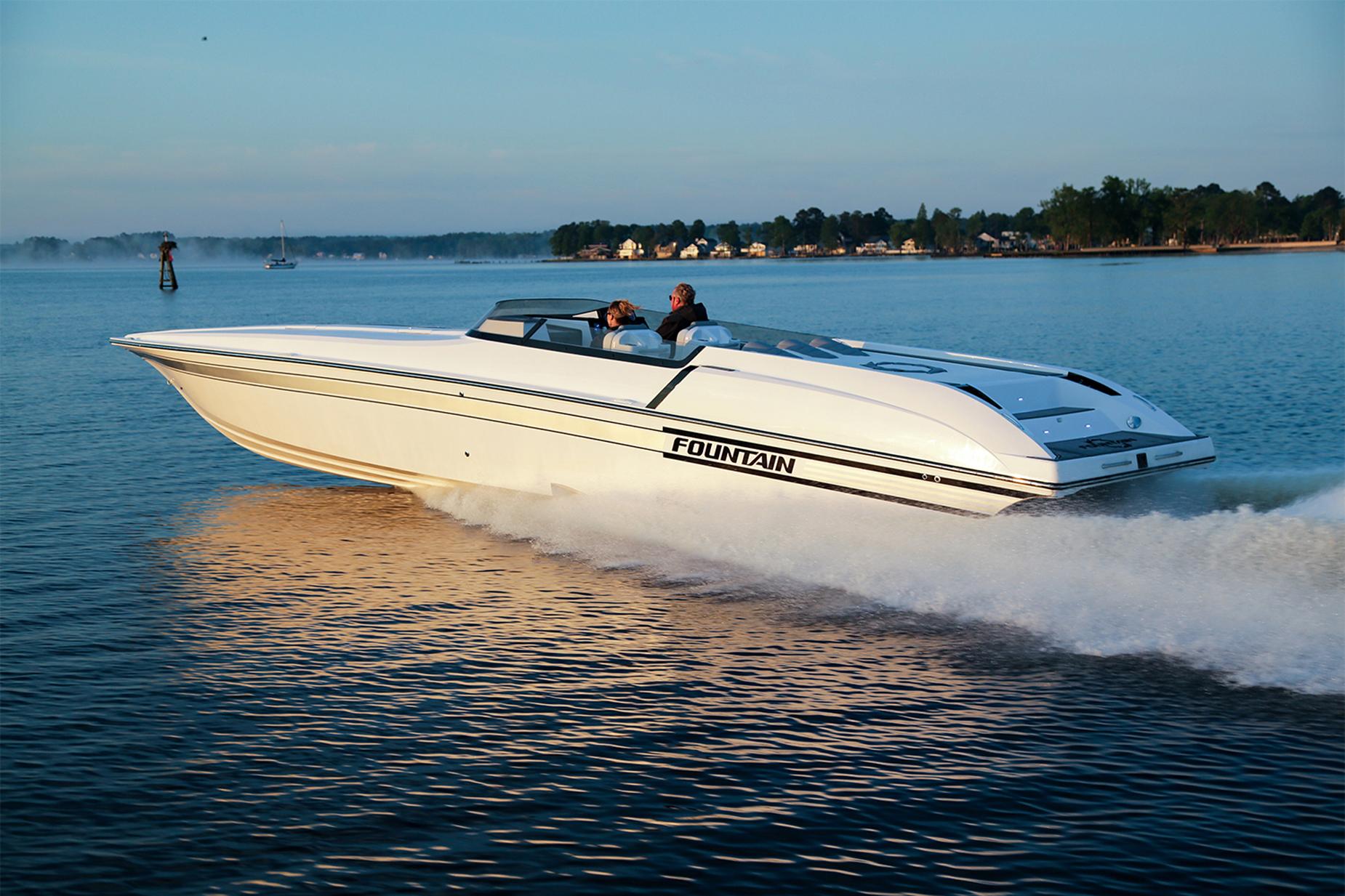 2025 Fountain 42 Lightning Racing/høyytelse til salgs- YachtWorld