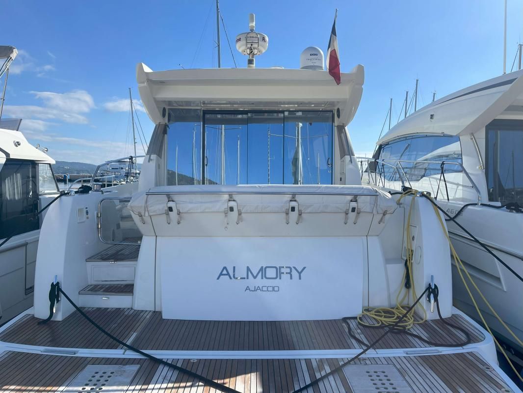 Occasion 2016 Prestige 500S - Var ( 83 ) | YachtFocus