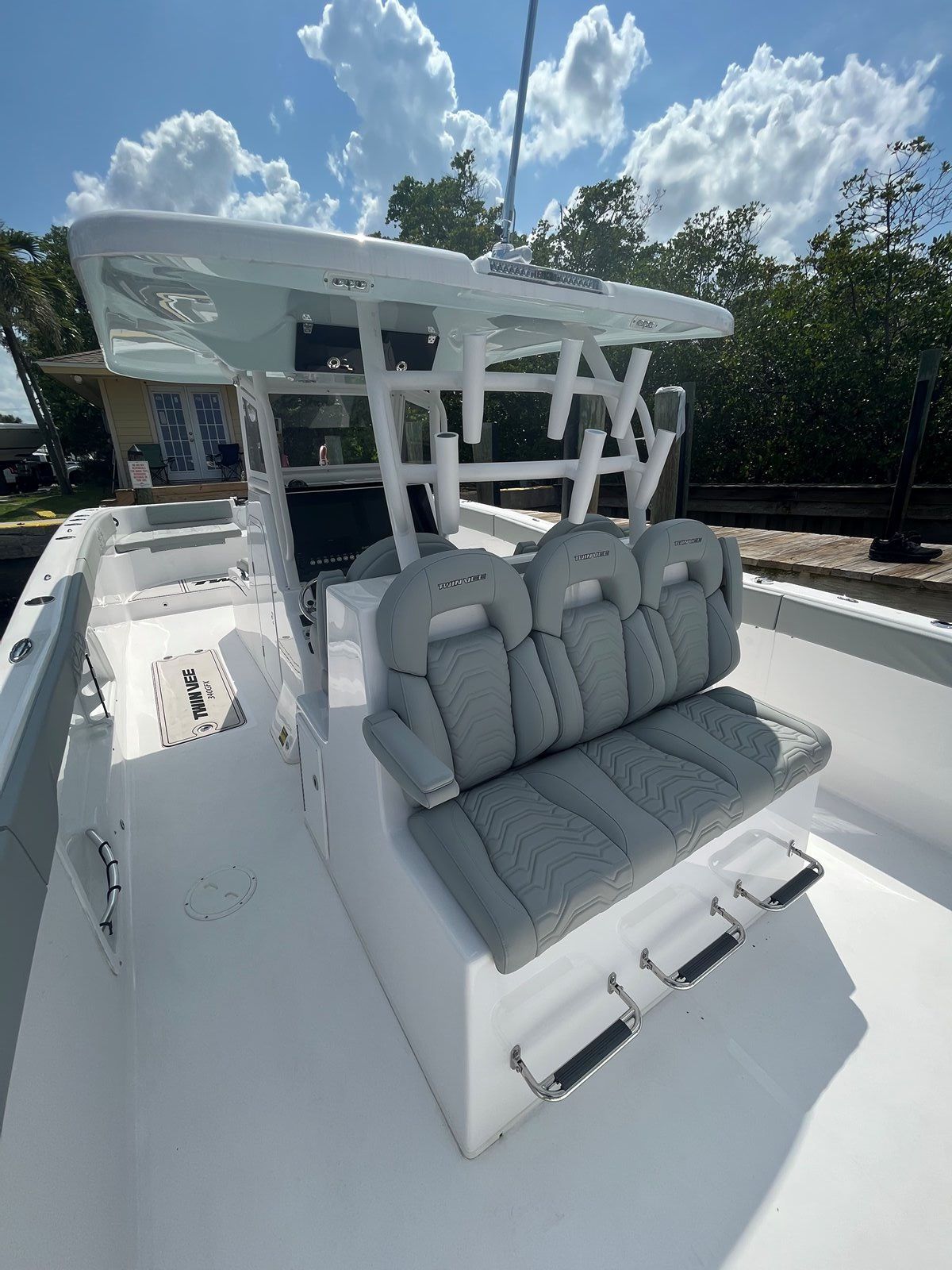 2023 Twin Vee 340 GFX Center Console for sale - YachtWorld
