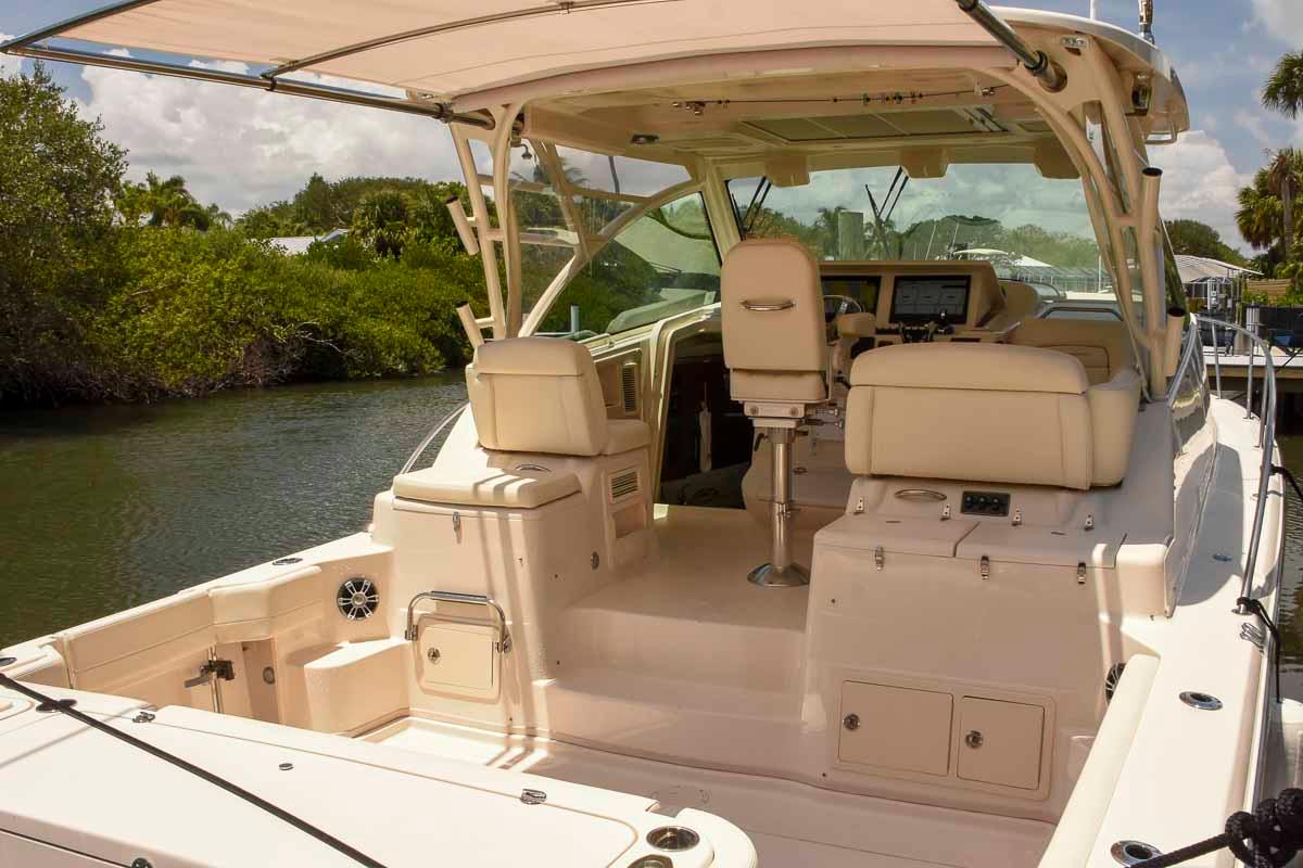 2021 Grady-White 370 Express Express Cruiser for sale - YachtWorld