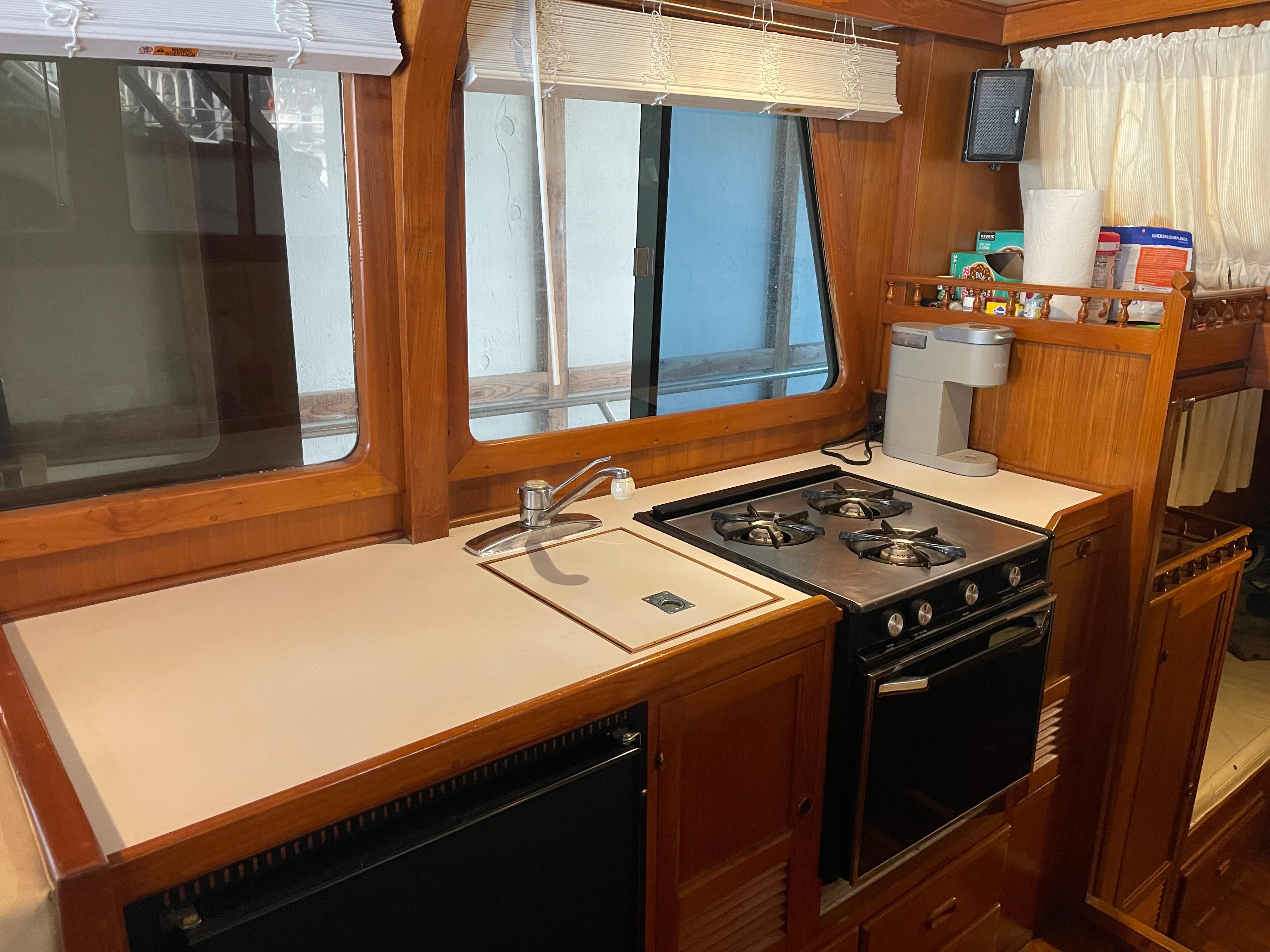 1984 CHB 35 Trawler for sale - YachtWorld