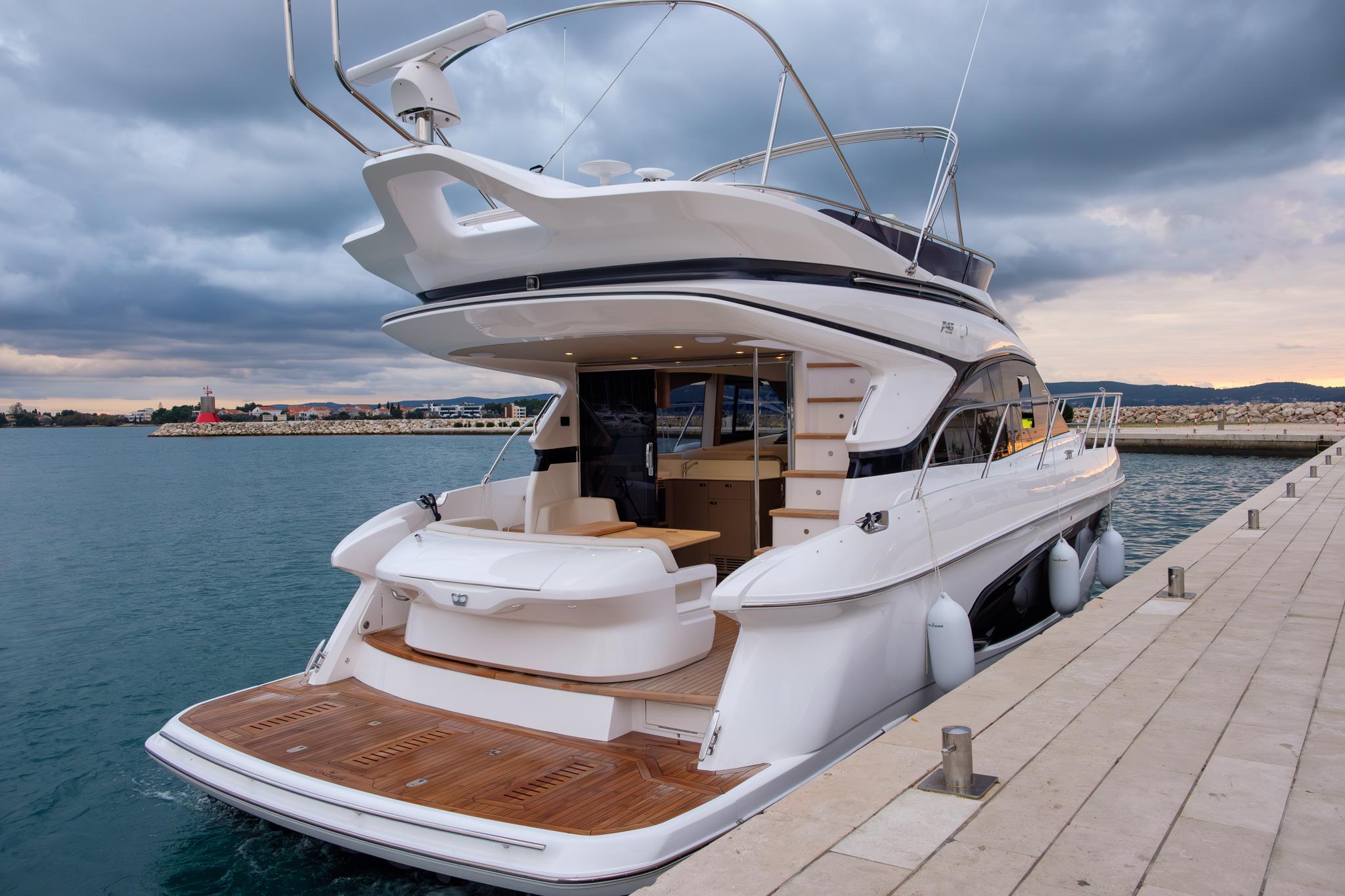 2023 Princess F45 Flybridge for sale - YachtWorld