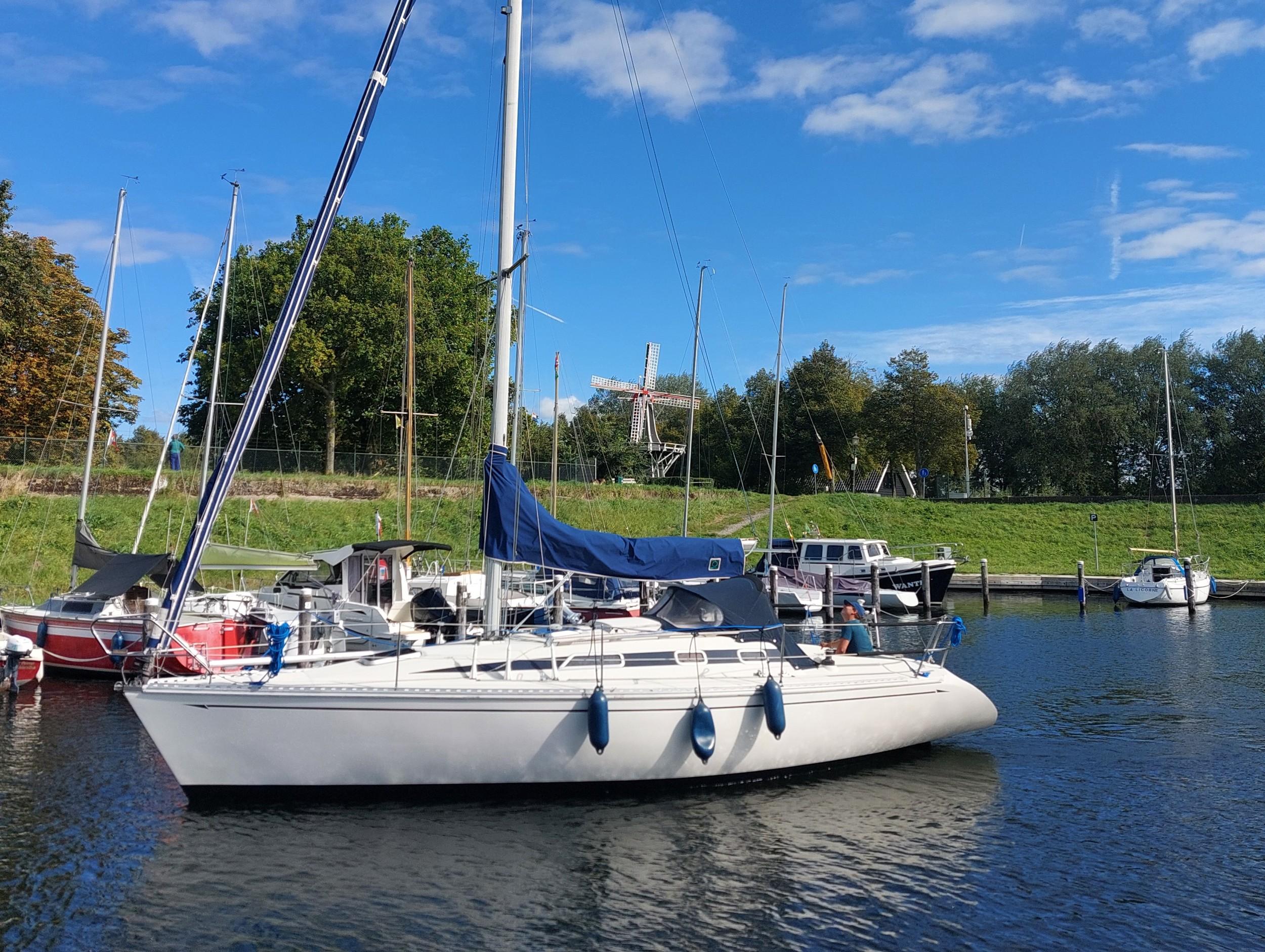 Elan 33 | 1988 | 10m | TopBoats