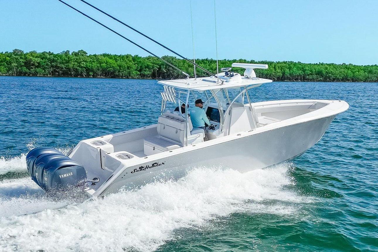 2025 SeaHunter 35 Tournament Center Console for sale - YachtWorld