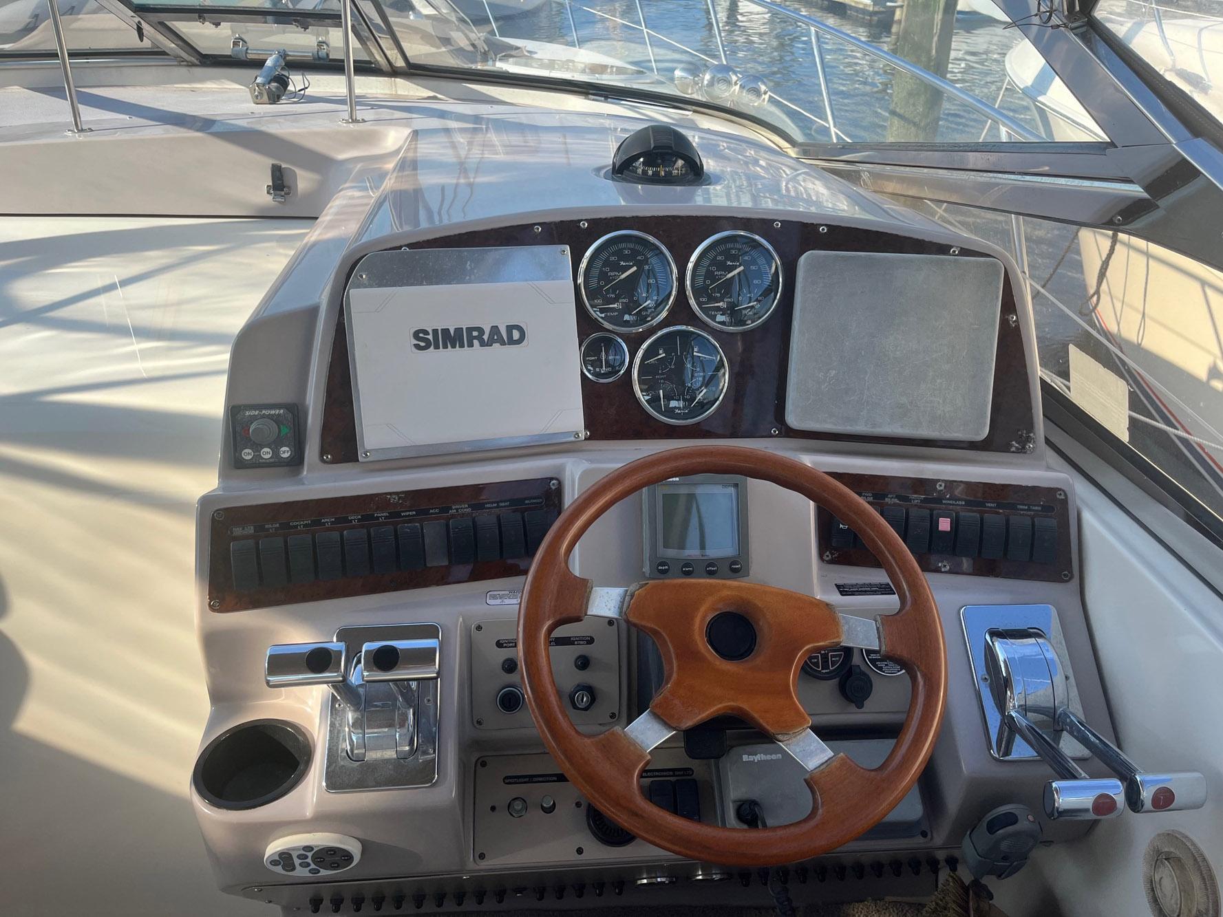 2001 Regal Commodore 4160 Motor Yachts for sale - YachtWorld