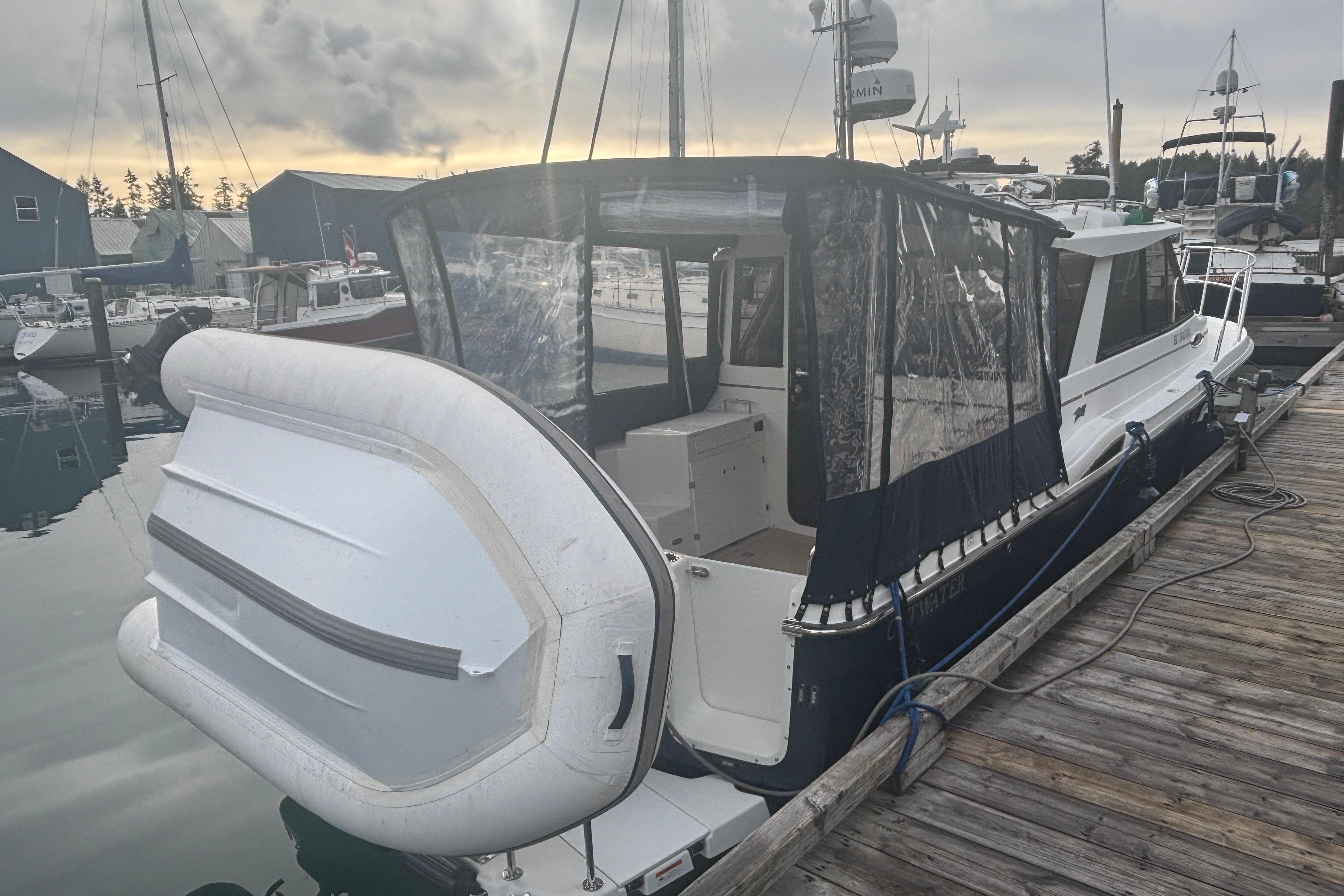 2013 Cutwater C-28 Cruiser for sale - YachtWorld