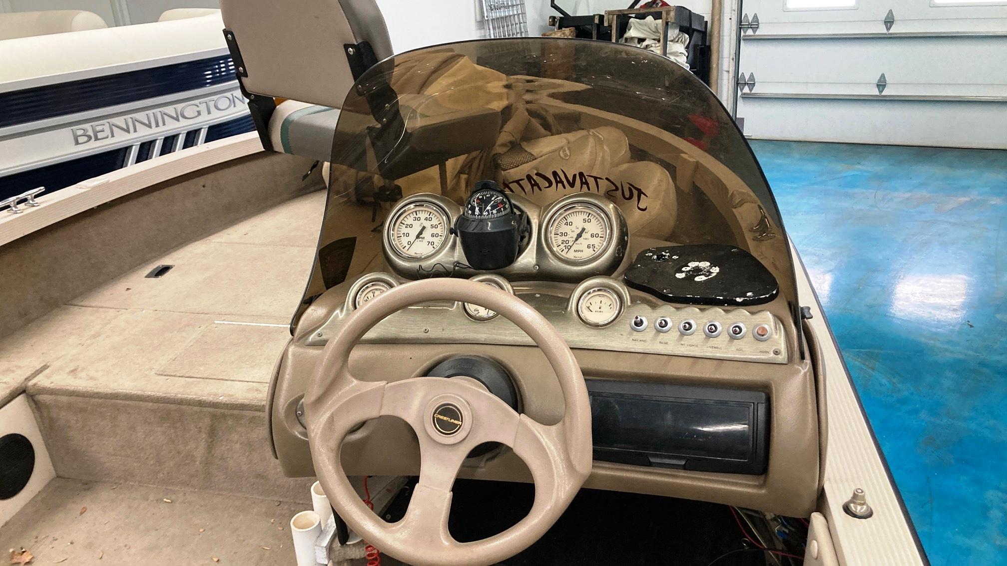 2001 Crestliner 1750 Fish Hawk SC Freshwater Fishing for sale - YachtWorld