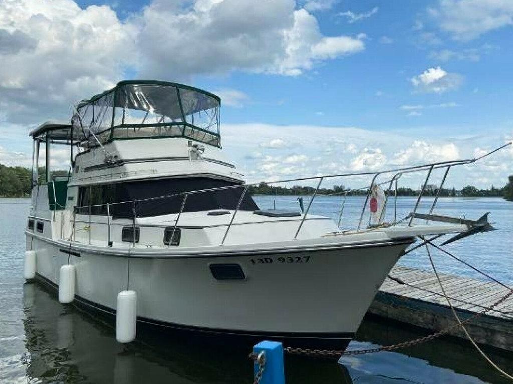 1987 Carver 3607 Aft Cabin Motoryacht Motor Yachts for sale - YachtWorld