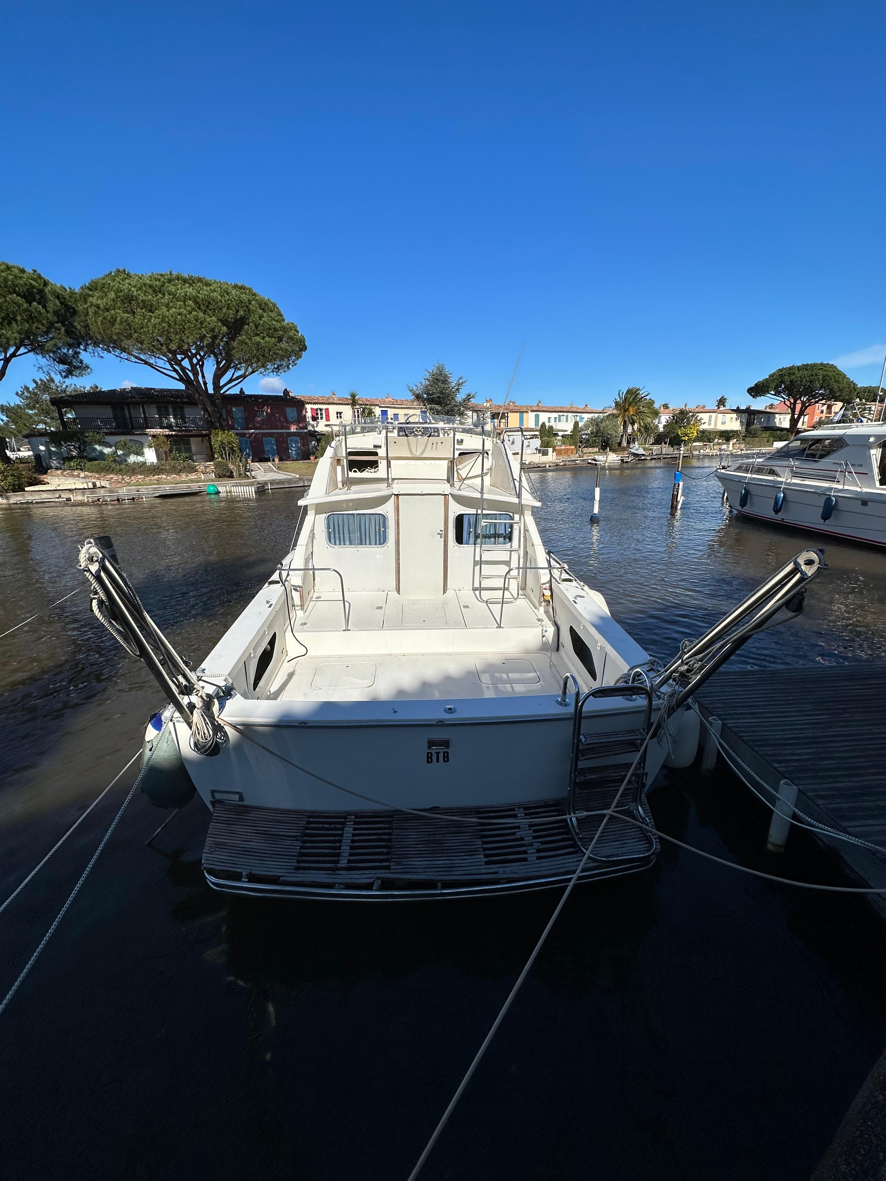 1979 Bertram 28 Flybridge CRUISER Cruiser for sale - YachtWorld