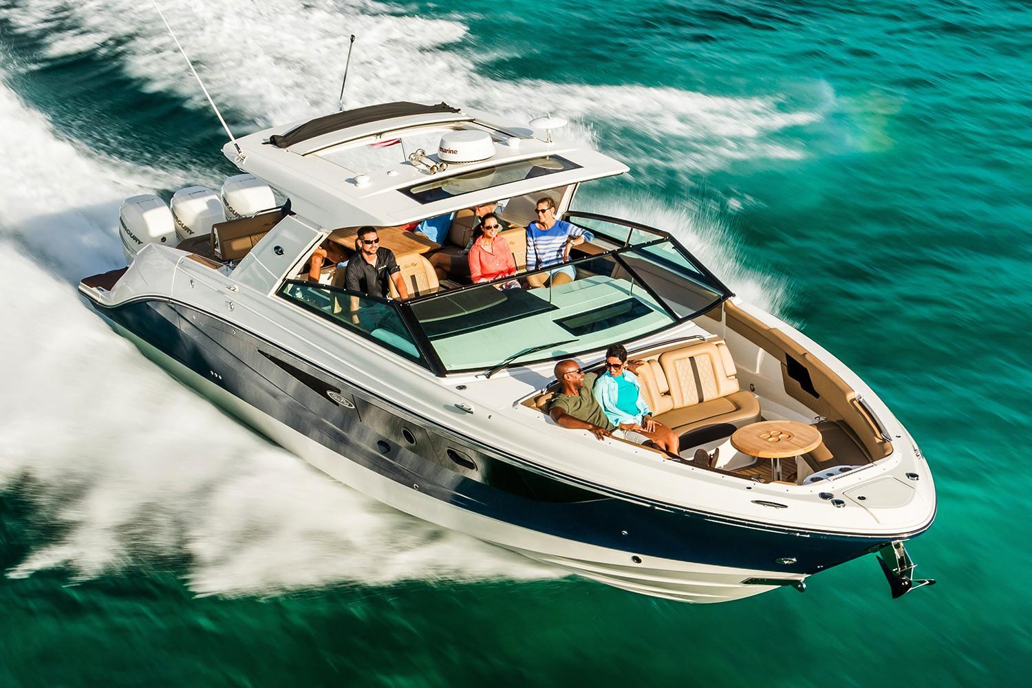 2025 Sea Ray SLX 400 Outboard Sports Cruiser for sale - YachtWorld