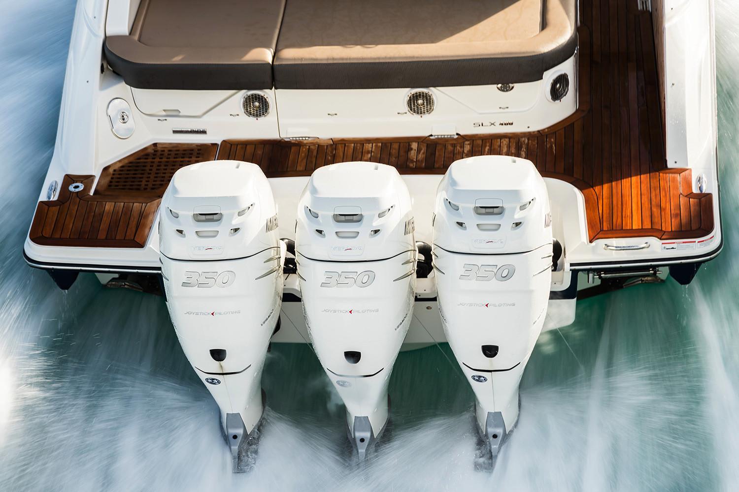2025 Sea Ray SLX 400 Outboard Sports Cruiser for sale - YachtWorld