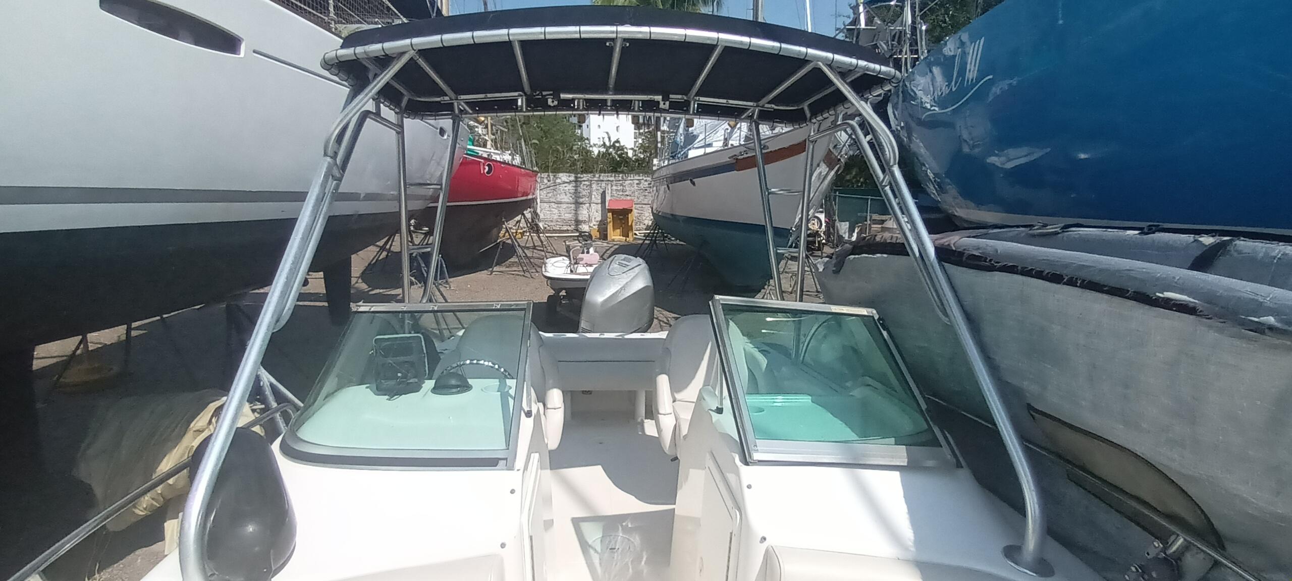2000 Century 2100 Dual Console Runabout for sale - YachtWorld