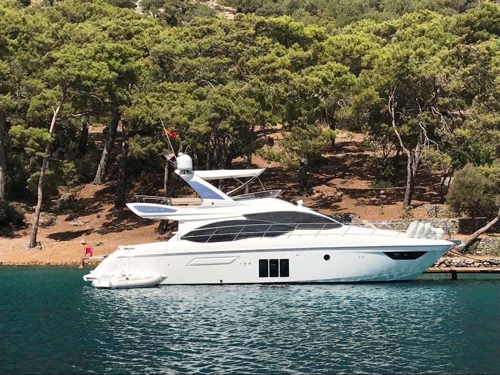 2014 Azimut 54 Fly Flybridge for sale - YachtWorld