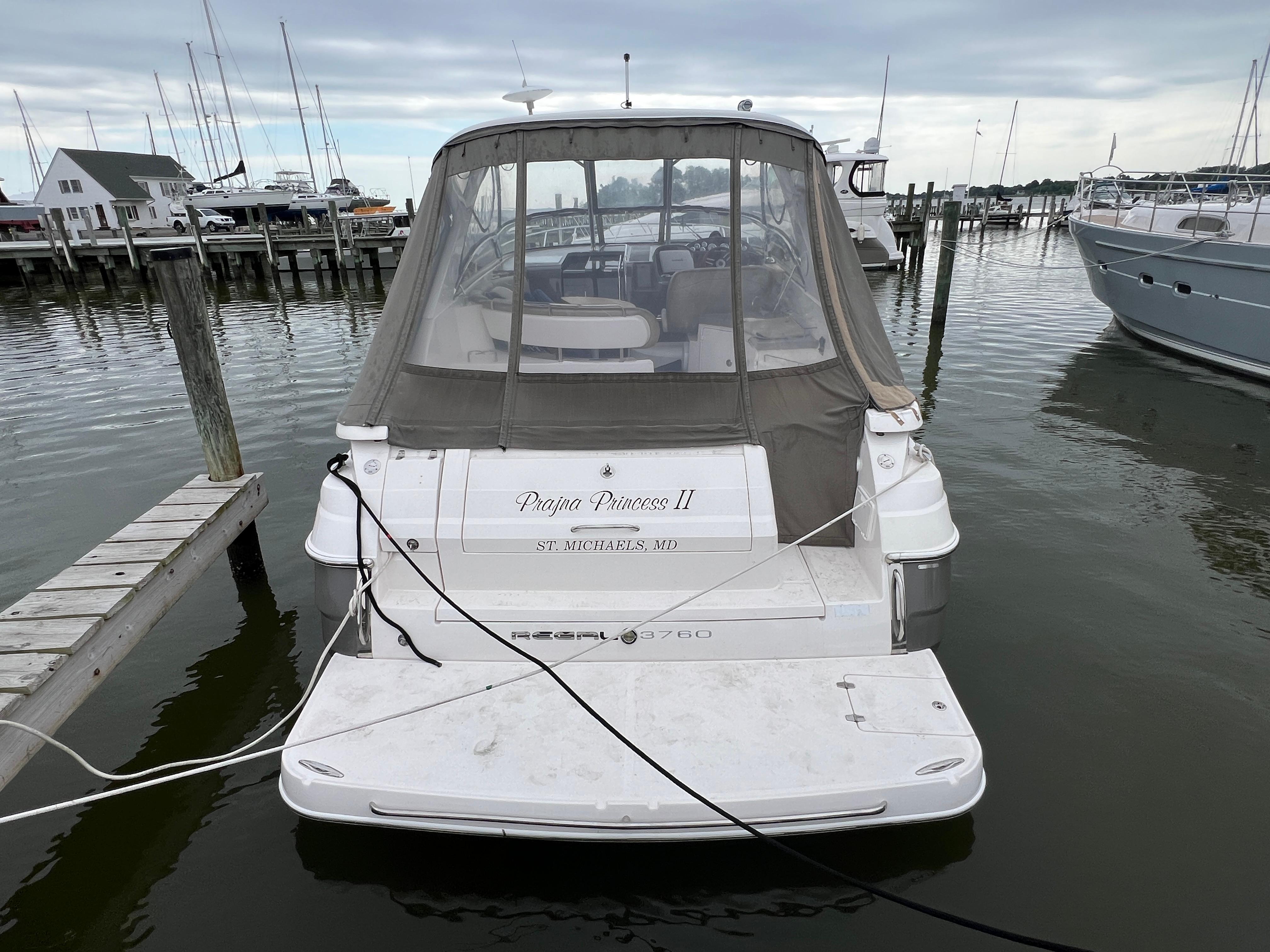 2010 Regal 3760 Sportyacht Cruiser for sale - YachtWorld