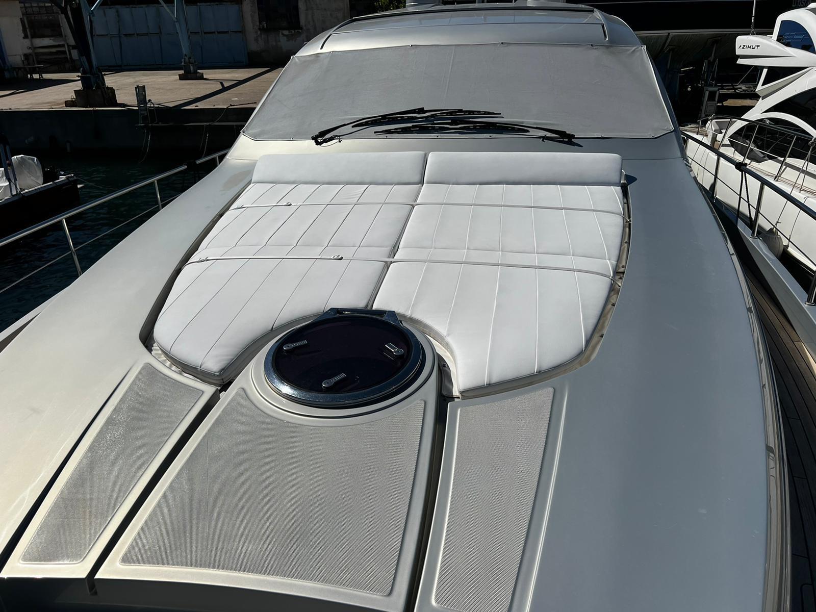 2010 Pershing 64 Other for sale - YachtWorld